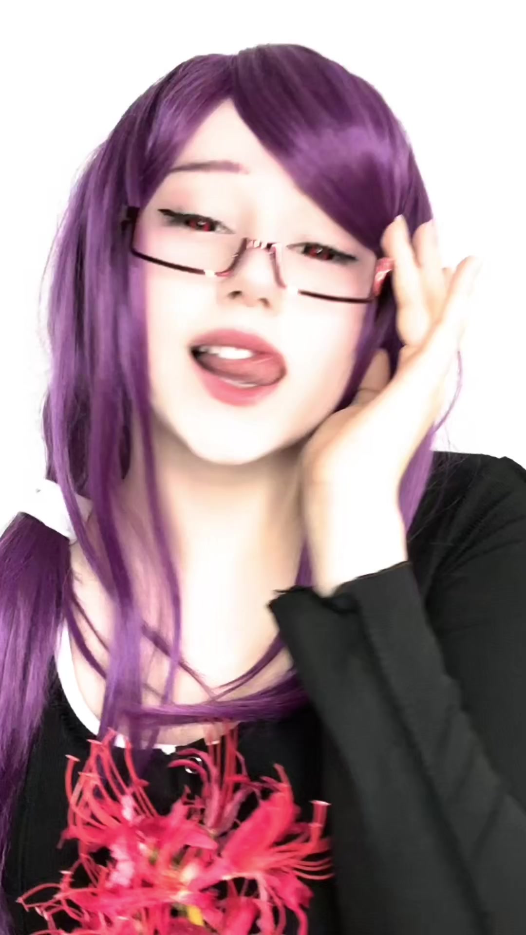 twitch.tv/upminaa (@upminaaa.cos) - Urlebird