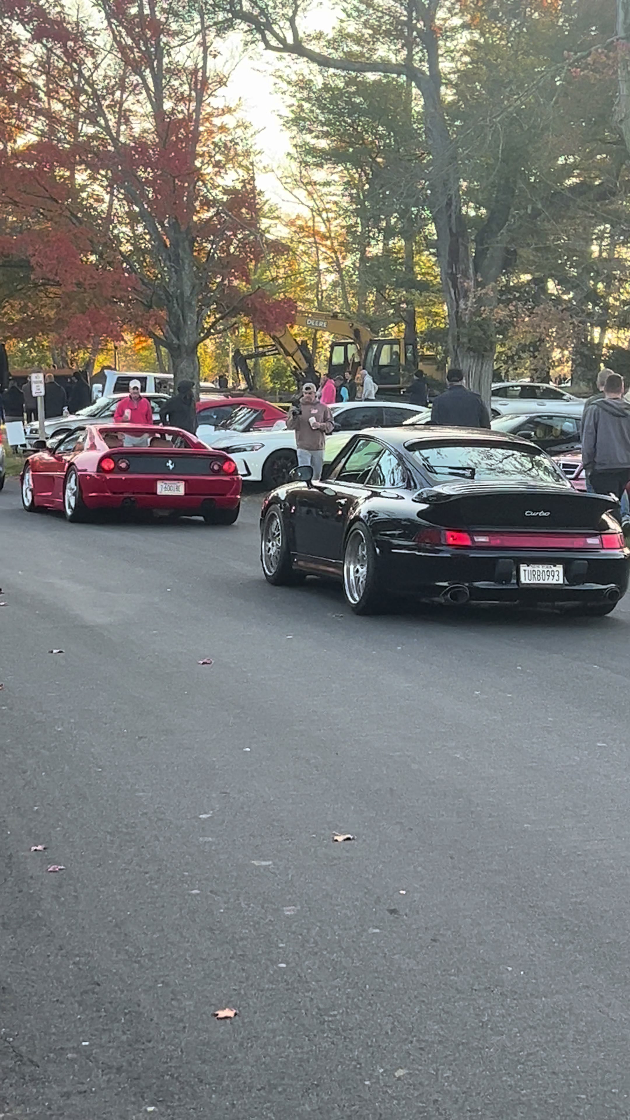 Not a bad duo right here of two 1990s | lrfcars (@lrf_car_spots)