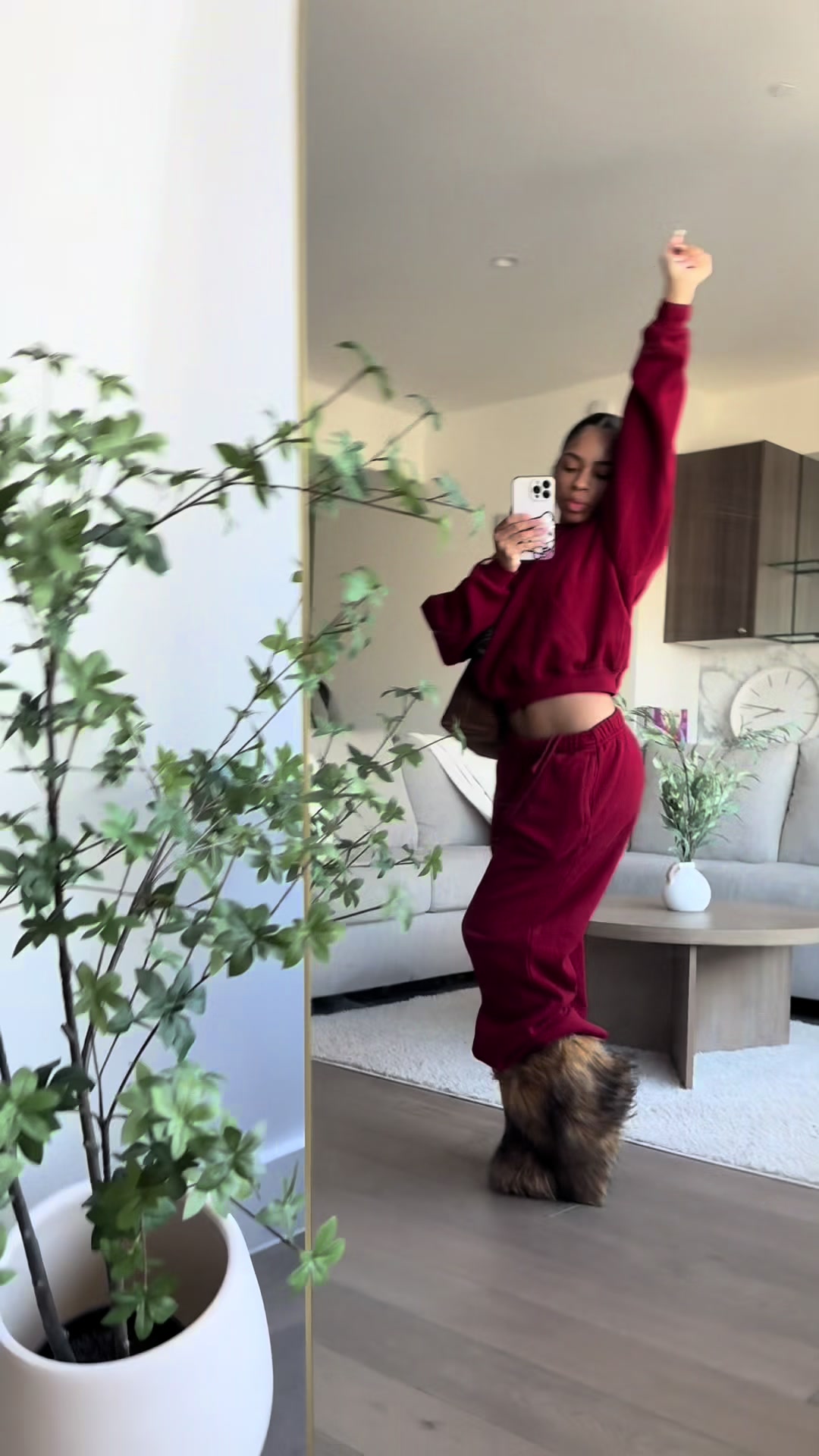 Nadia J (@notnadiajocelyn) - Urlebird