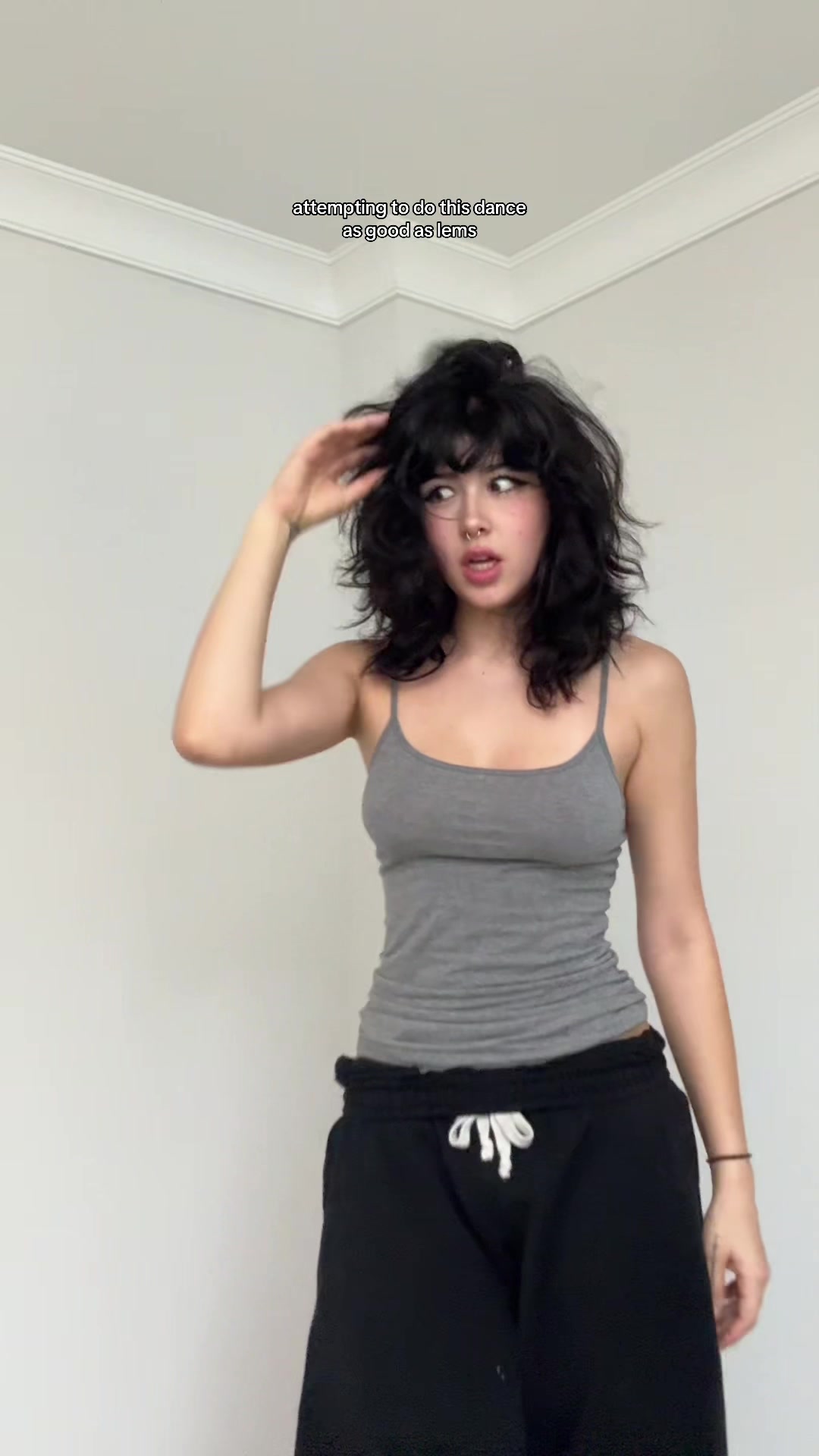 vivi (@vivimommyyy) - Urlebird