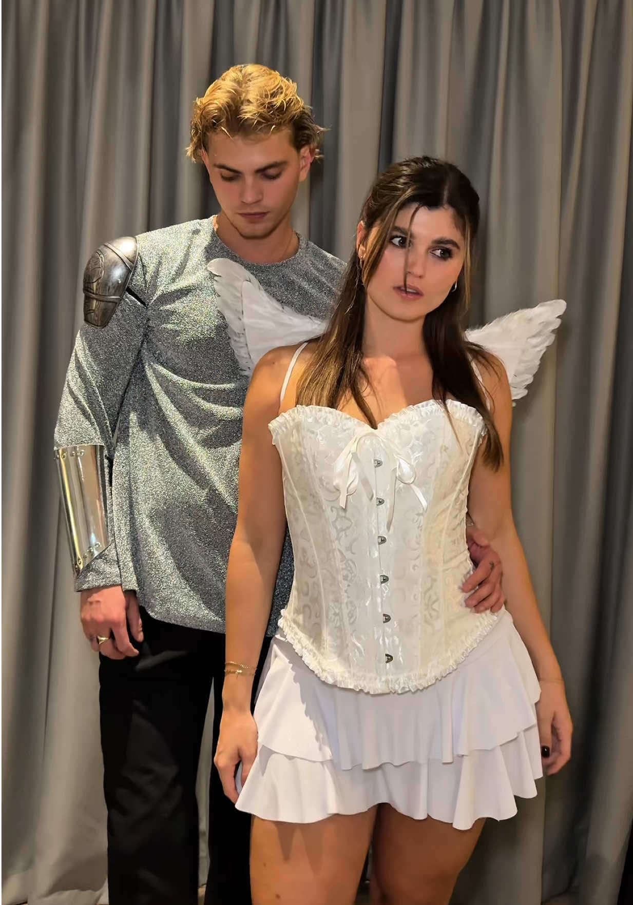 Elle Edwards (@livefitelle) - Urlebird