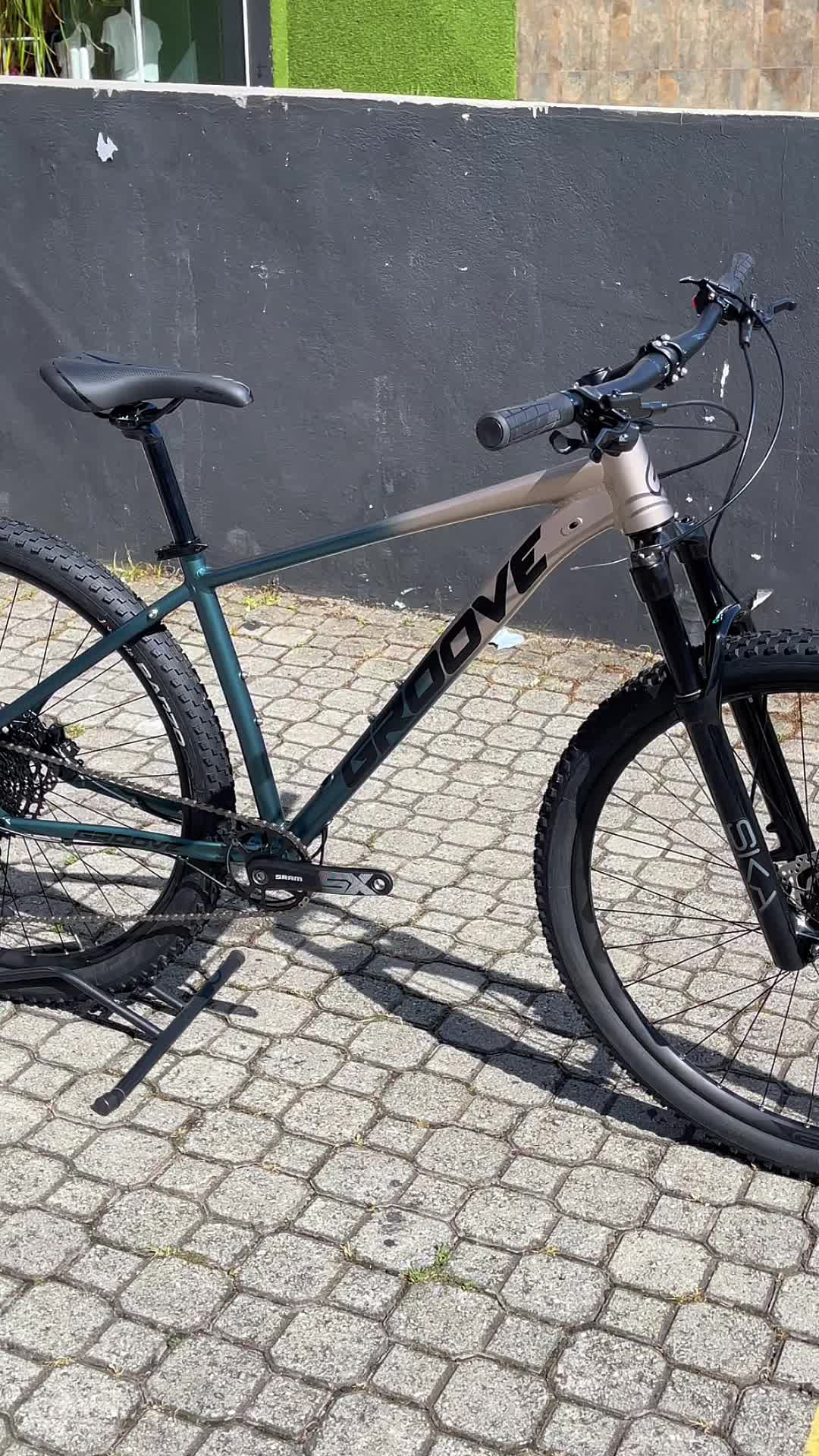 Groove Bikes (@groovebikes) - Urlebird