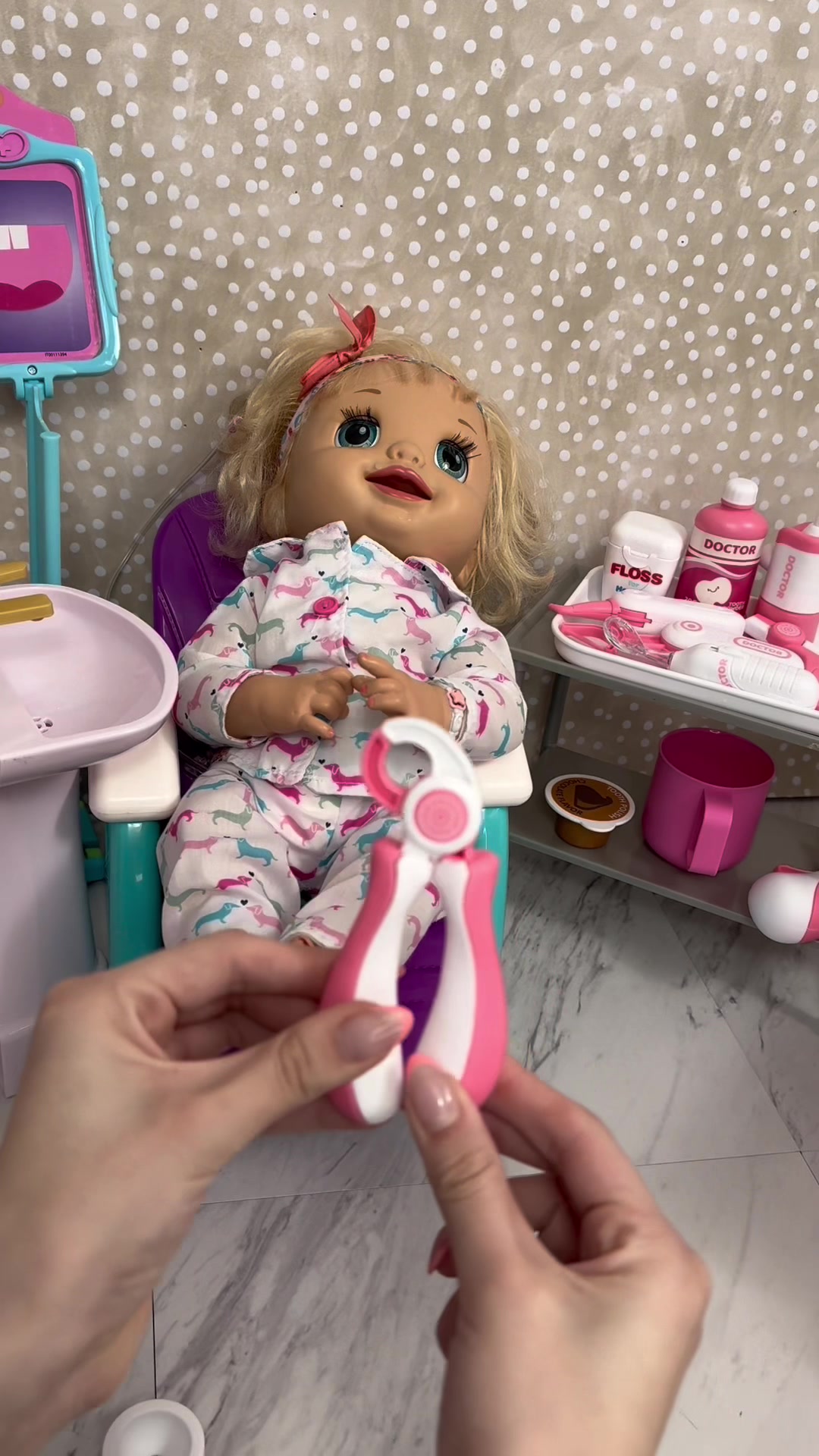 Gummy Channel Official🧸🍭 (@thegummychannelofficial) - Urlebird