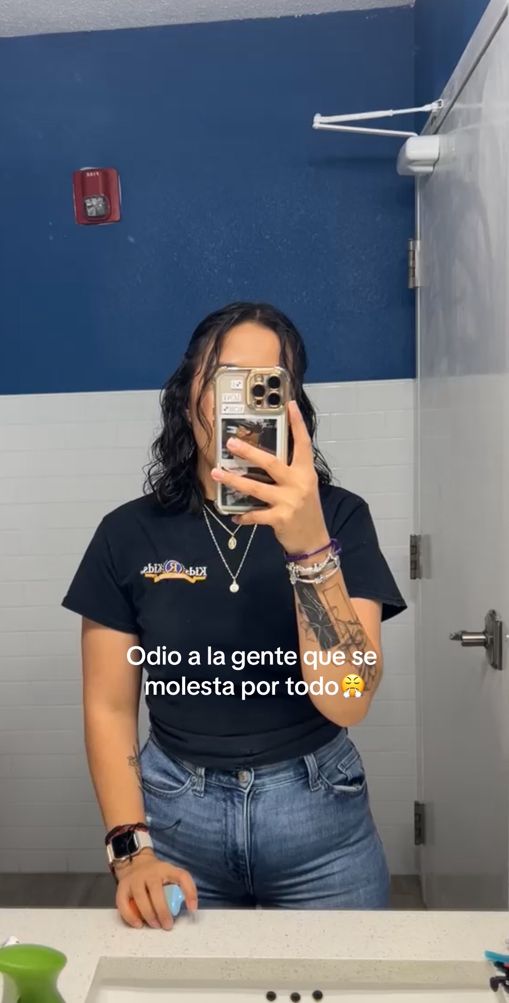 Aurora (@auroraaa_6) - Urlebird