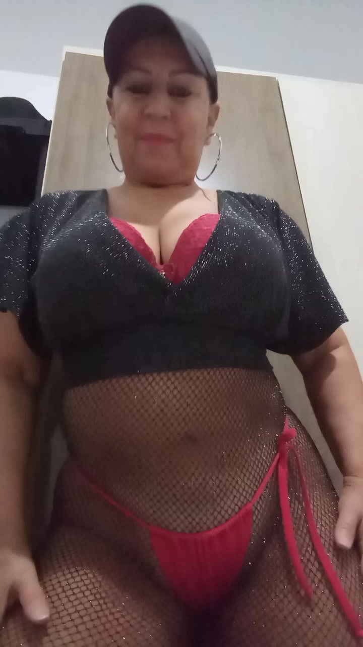 Lúcia Nascimento Luiz (@lcia.nascimento.lu) - Urlebird