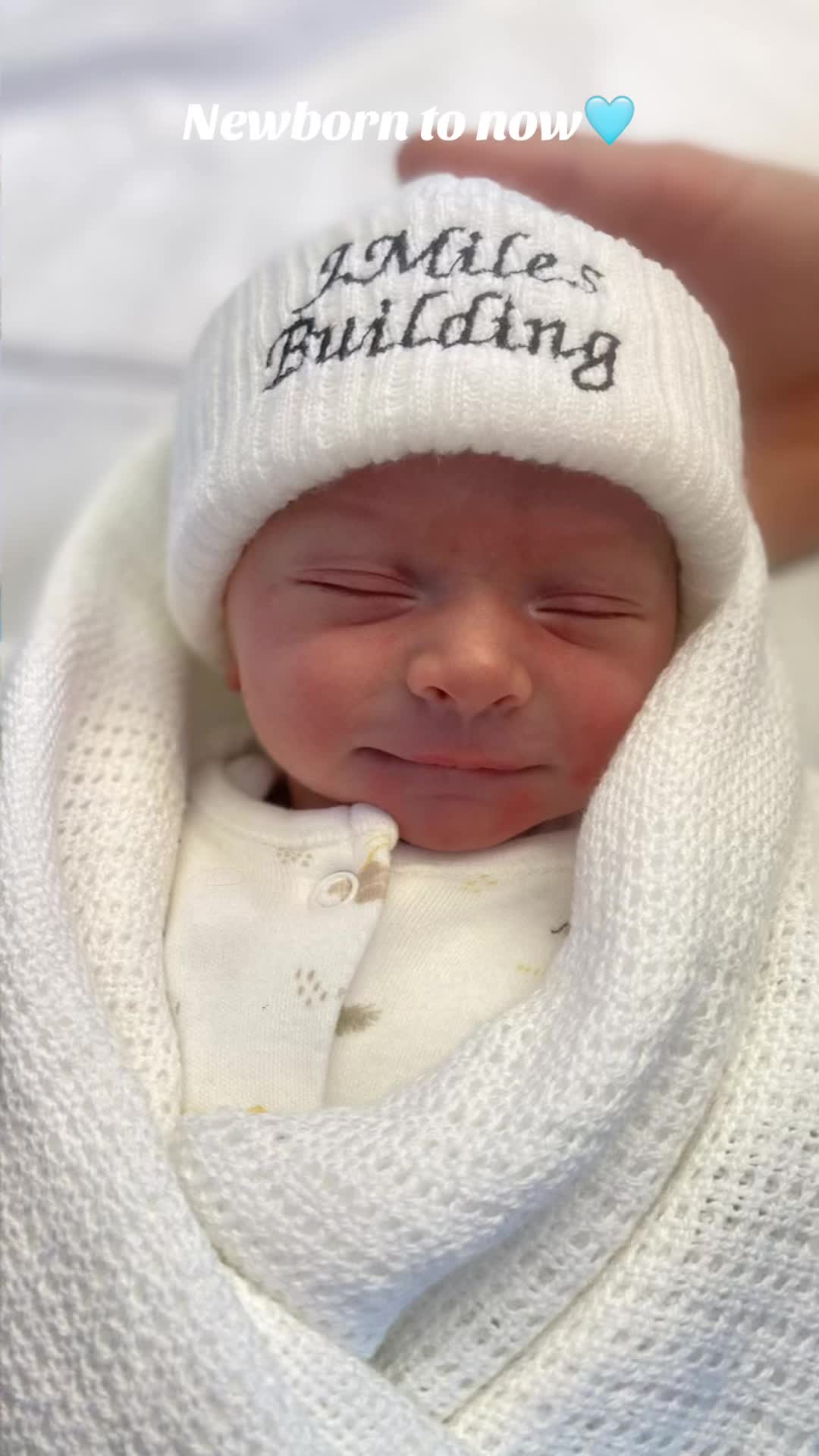 Ashlee Louise (@ashlee_louise) - Urlebird