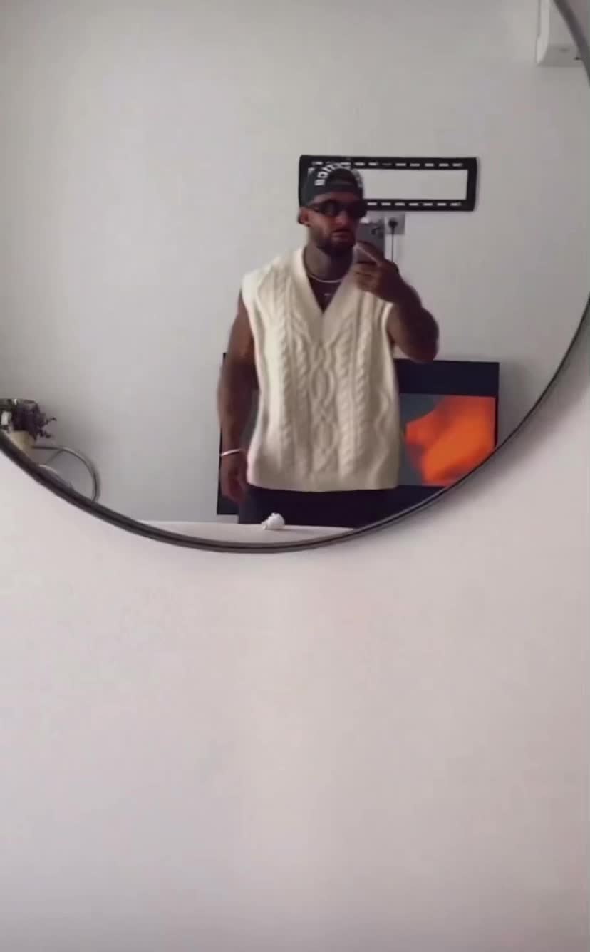 Imanol Brown (@imanolbrown.oficial) - Urlebird