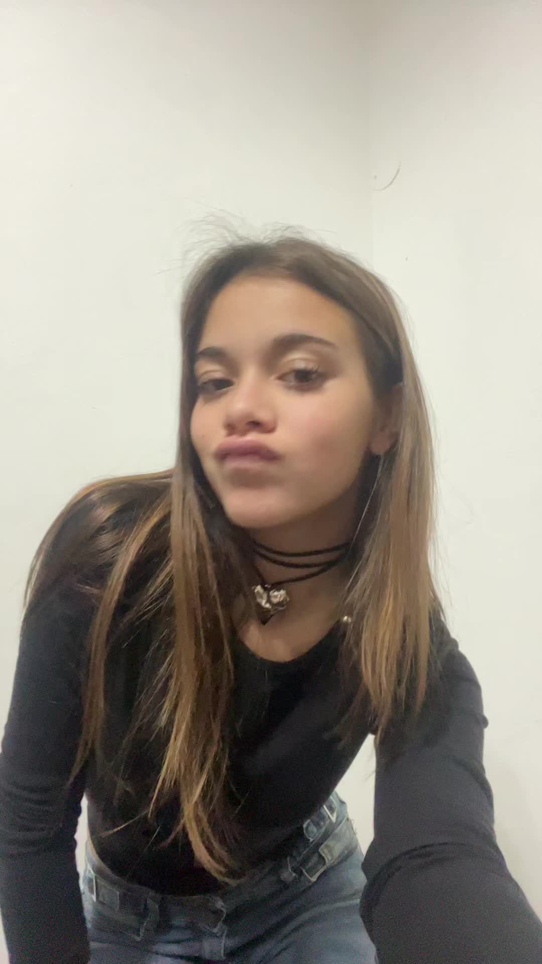 Moree.chamo (@moree.chamoo) - Urlebird