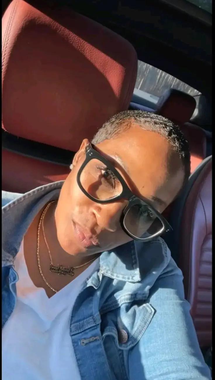 MS Foxy (@ms.foxy..1) - Urlebird