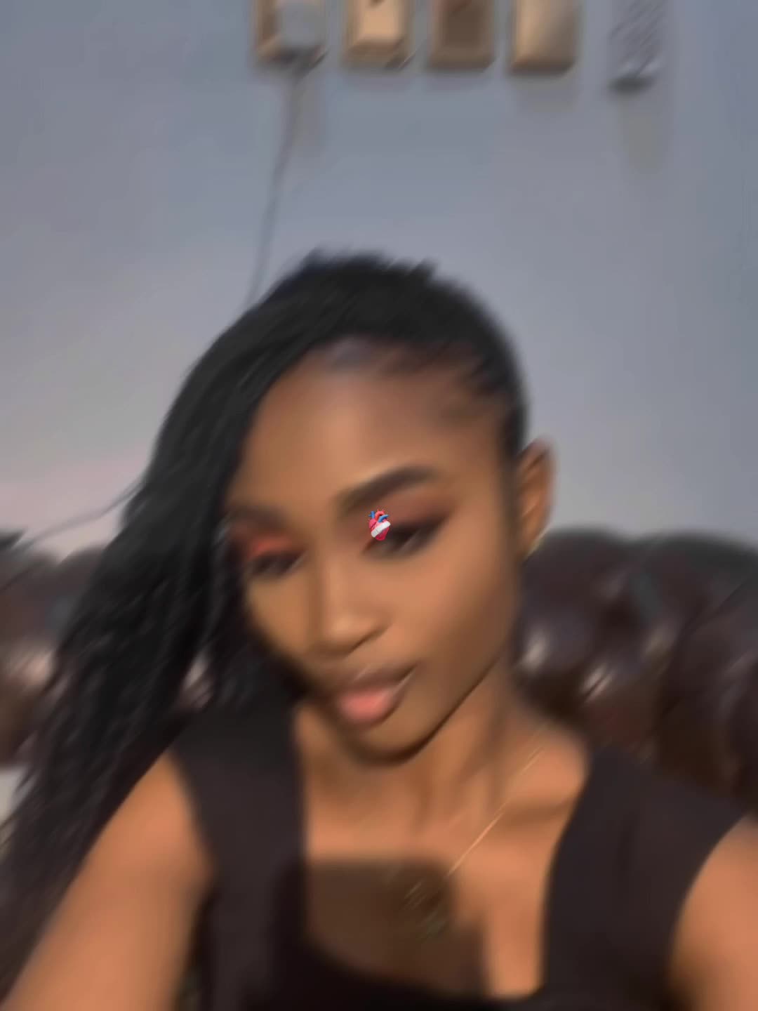 dat_black_chi (@dat_black_chi) - Urlebird