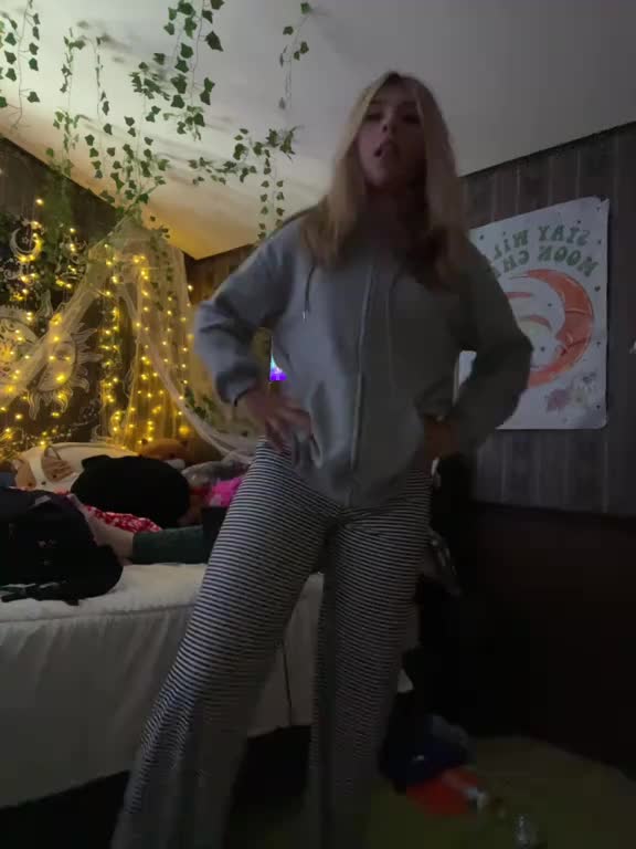 audri (@audri..summerr) - Urlebird