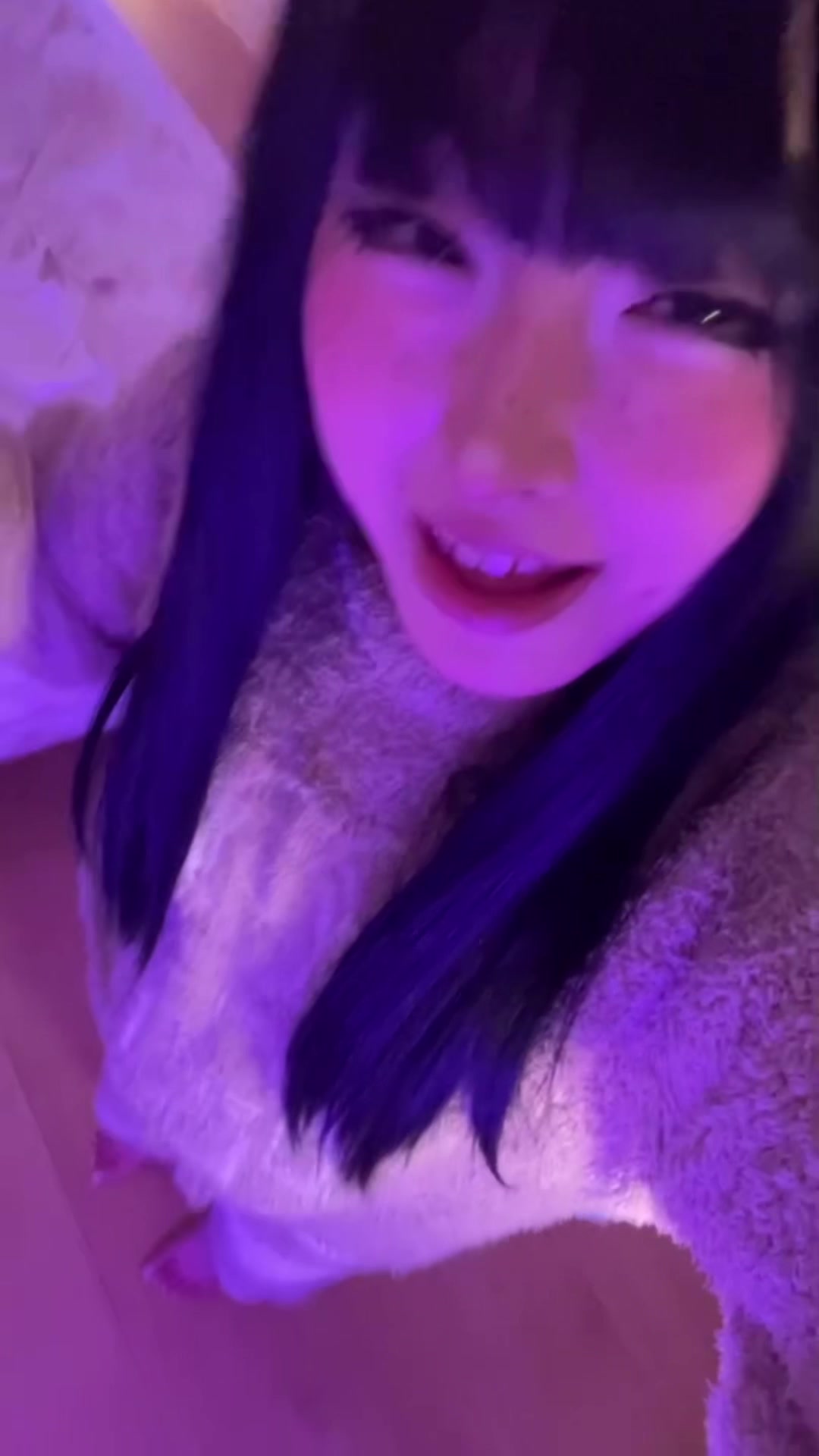 pupu (@aheyanlz) - Urlebird