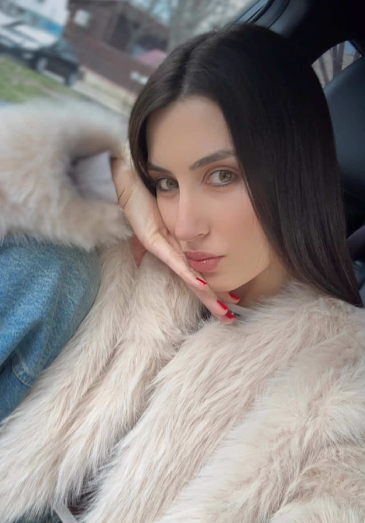 Marya (@maria_lefter) - Urlebird