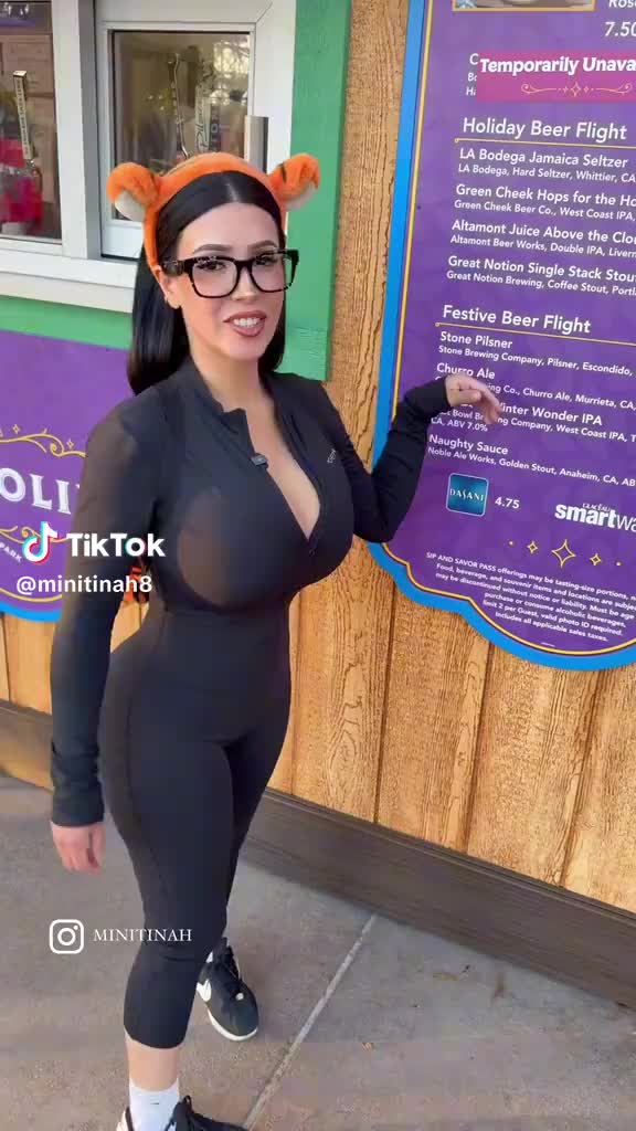 Tinah (@tinahexplorez) - Urlebird