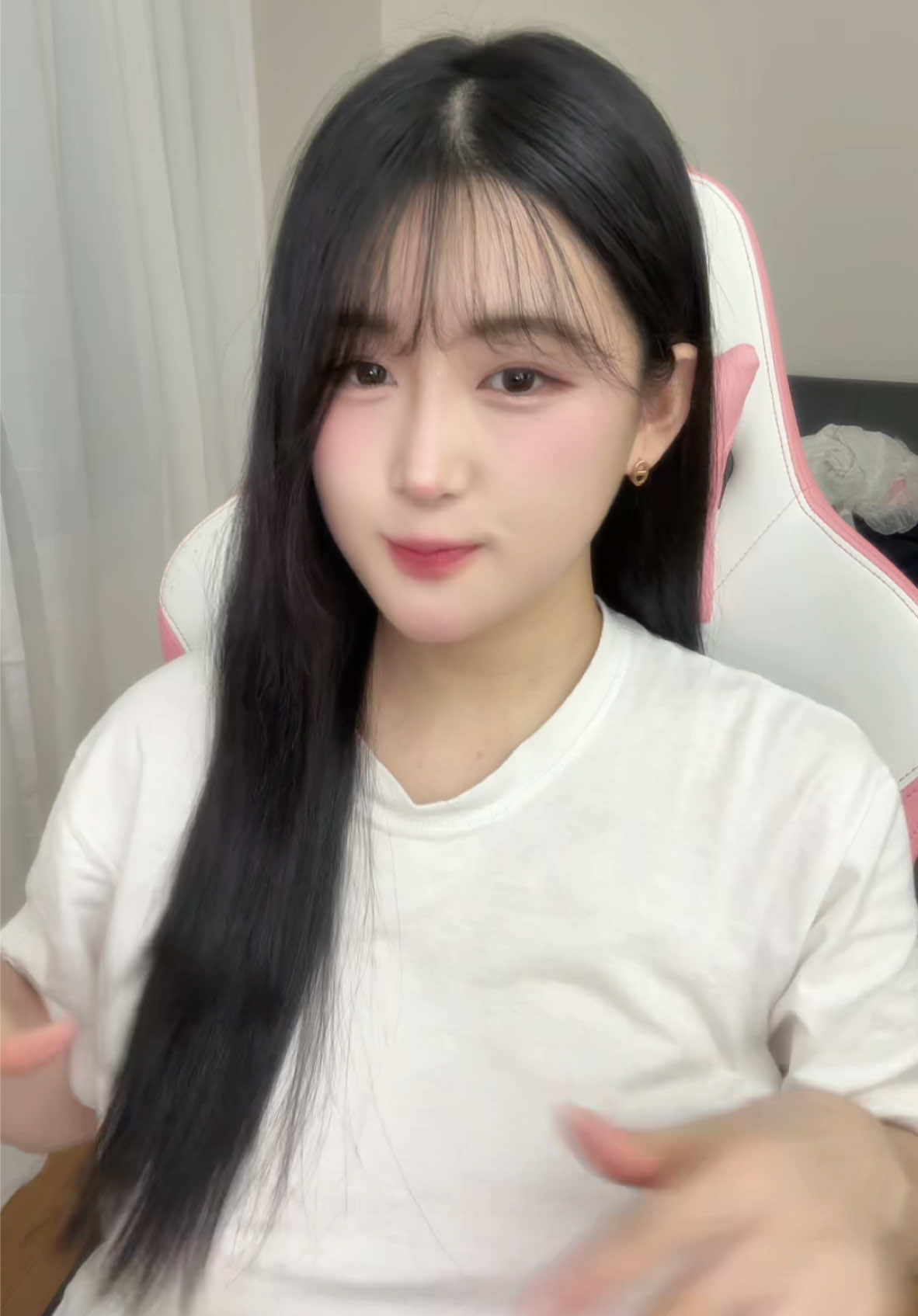 YEONNACHO (@yeon_nacho) - Urlebird
