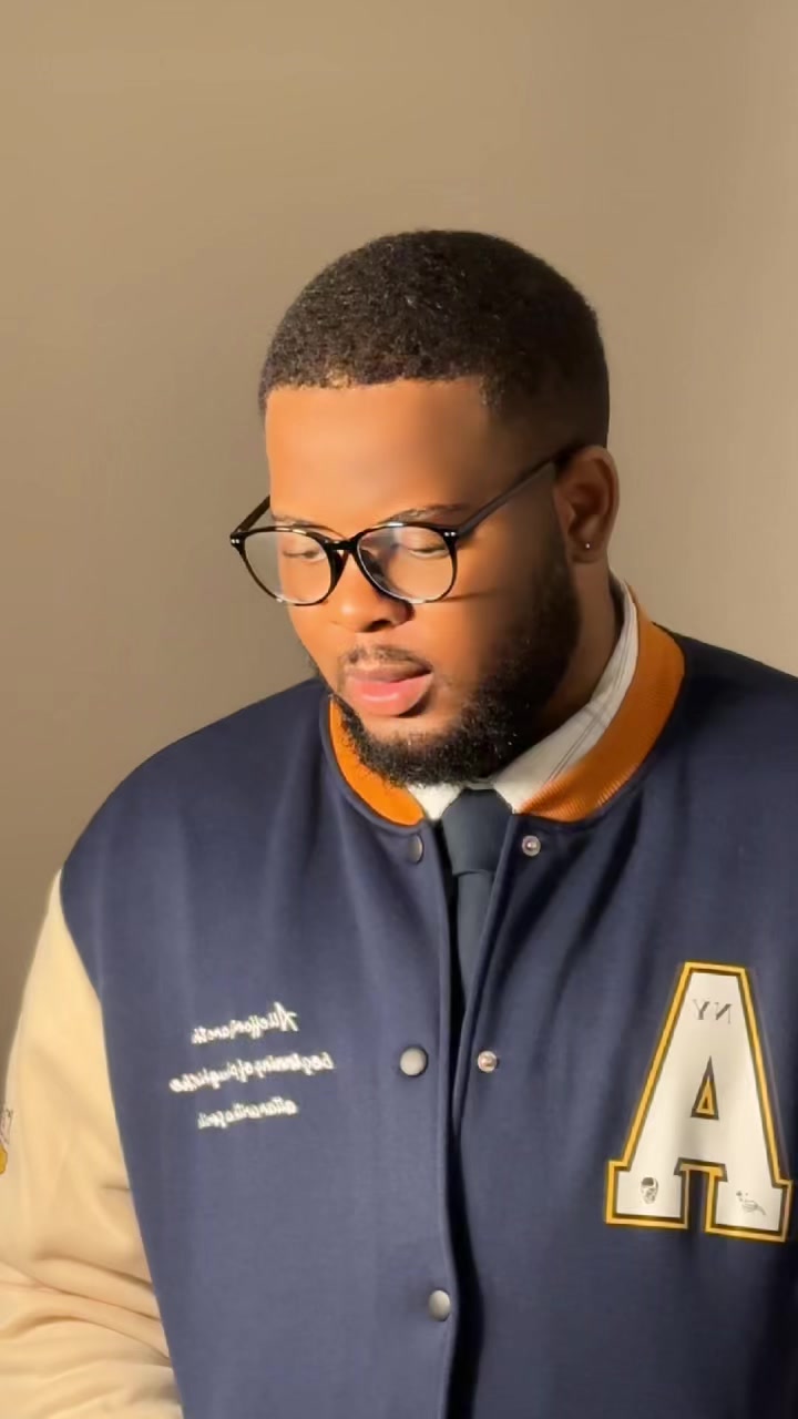 You know what it’s time to jump kick | GUEST DAD (@guest_thedad)