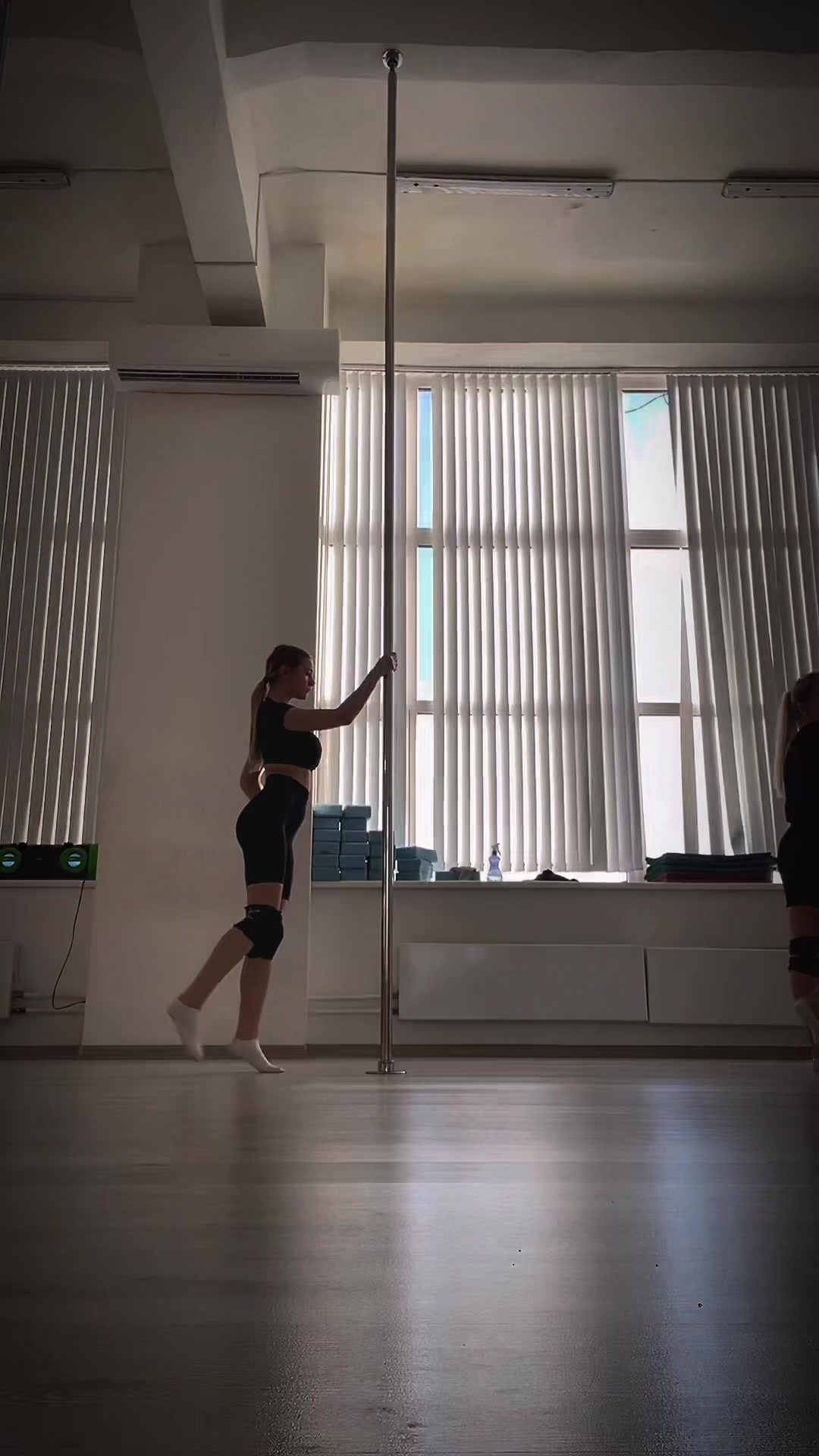 Margo (@bxbx.margo) - Urlebird