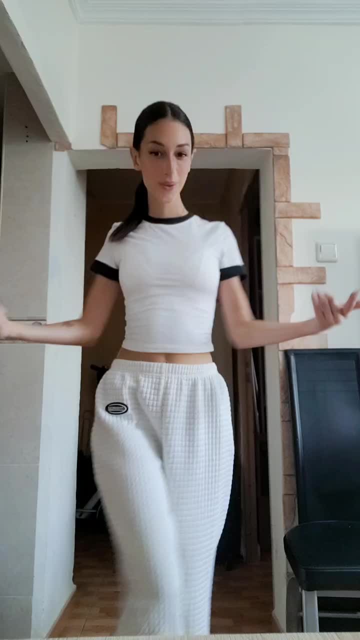 shania vega (@shania_vegax) - Urlebird