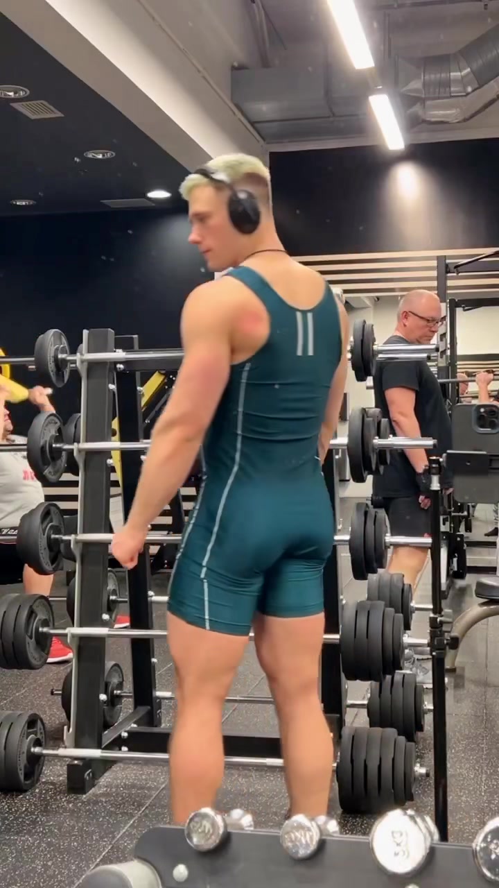 gromiburja (@grom.burja) - Urlebird