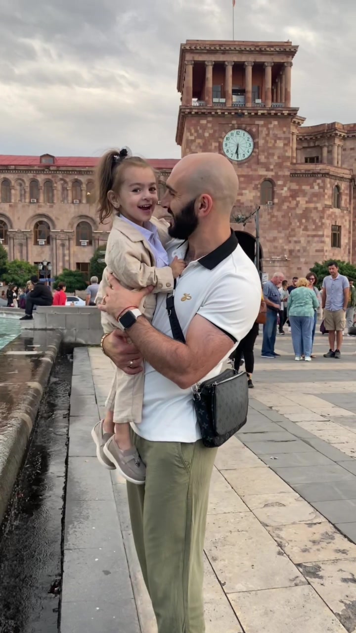 Adriana.blog (@adriana.blog) - Urlebird