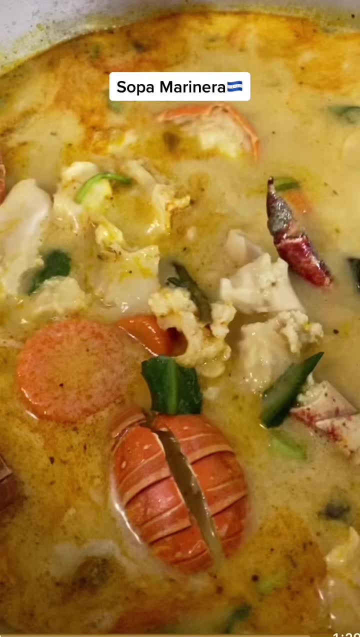 🇭🇳Sopa Marinera🇭🇳 Uno de los platos | CocinaconLau (@lacocinadelau94)