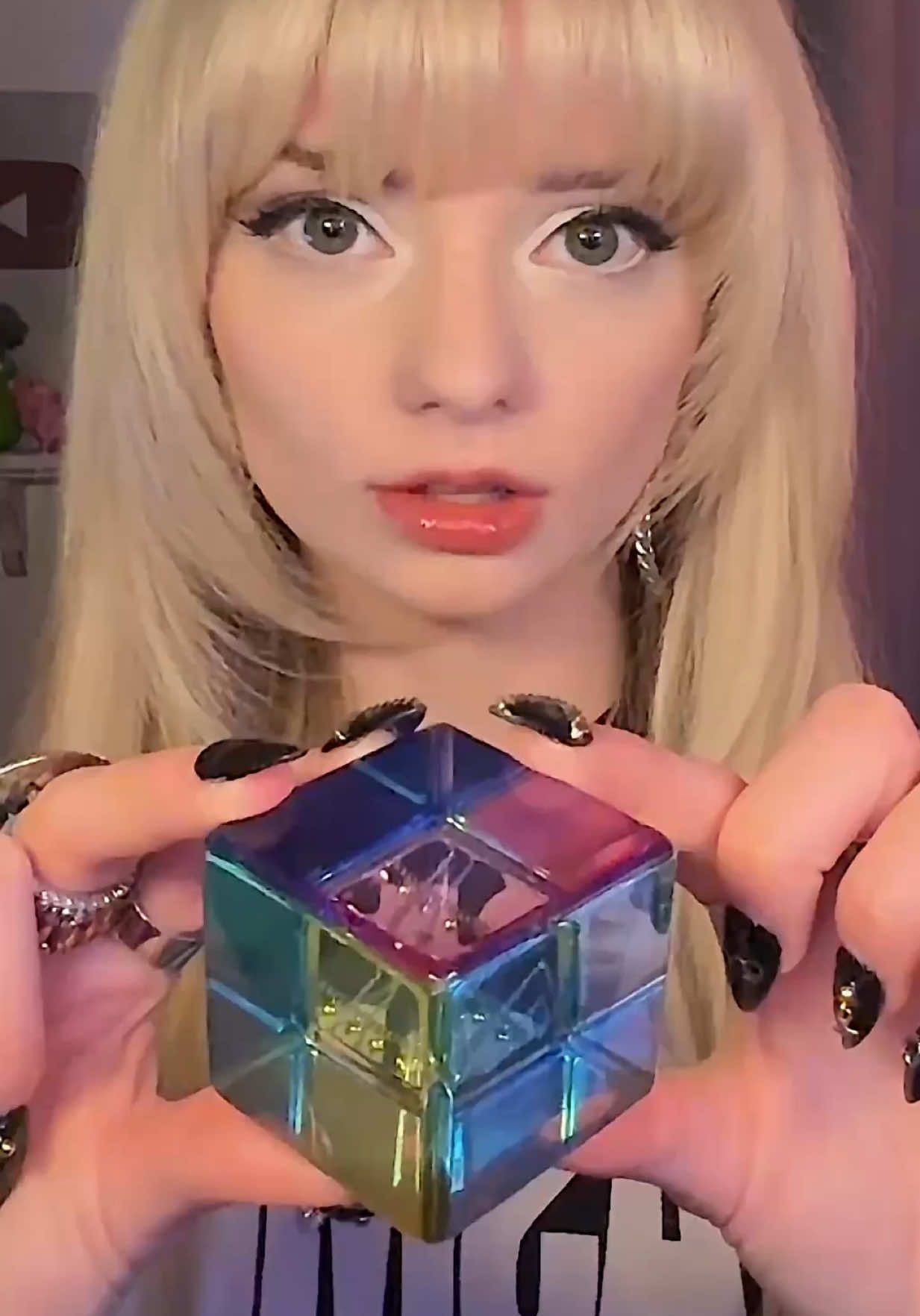 Emma's Myspace (@emmasmyspaceasmr) - Urlebird