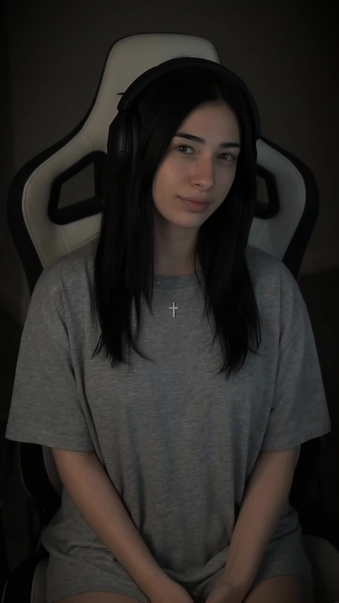Natalie Vox 🖤 (@gothgirlnatalie) - Urlebird
