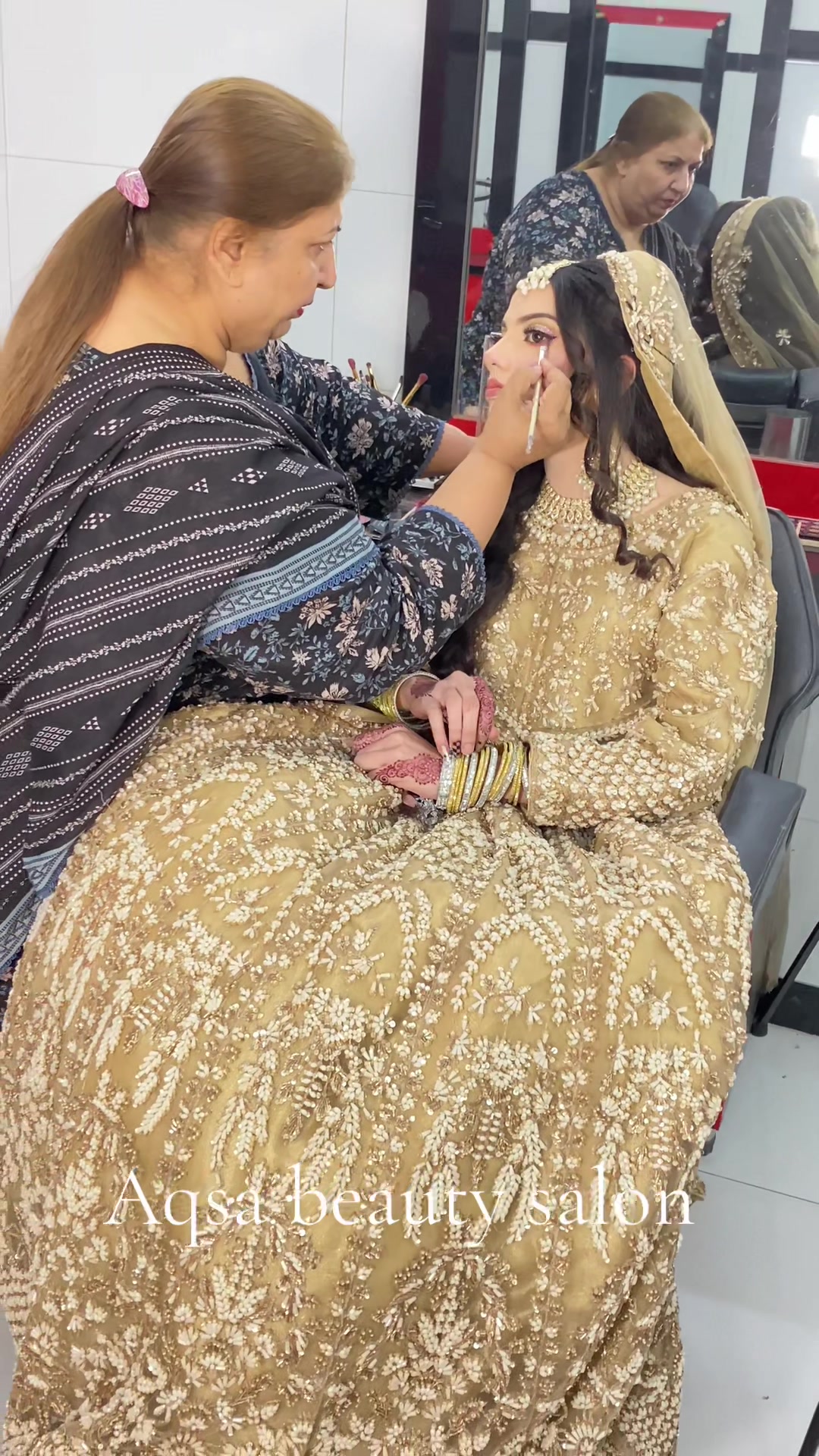 Aqsa beauty clinic & institute (@aqsa_beauty_saloon) - Urlebird