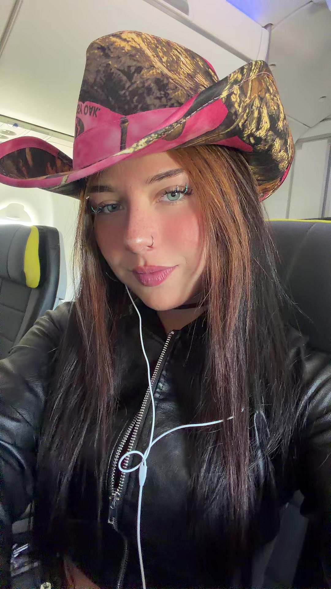 Valentina Baccellieri (@valentinabacce) - Urlebird