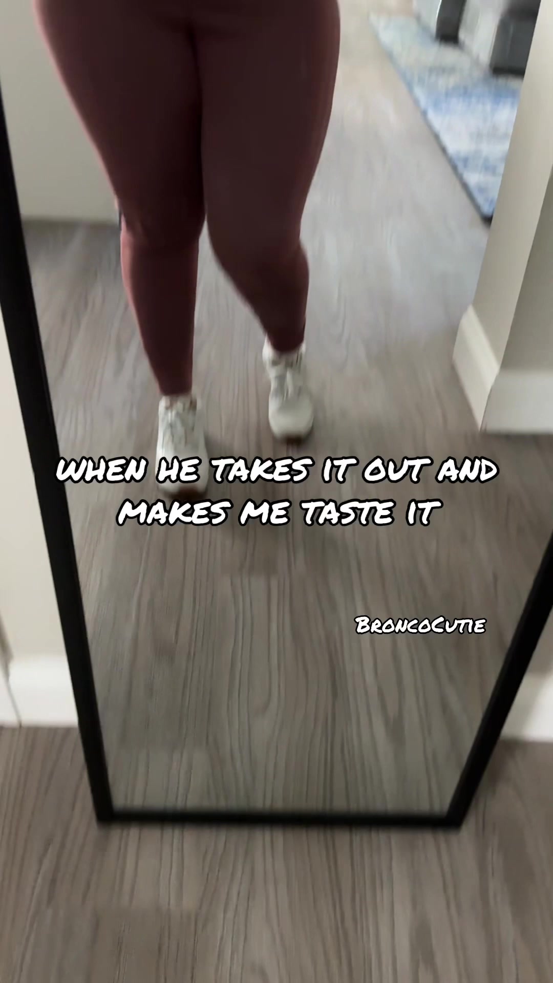Broncocutie (@broncocutie) - Urlebird