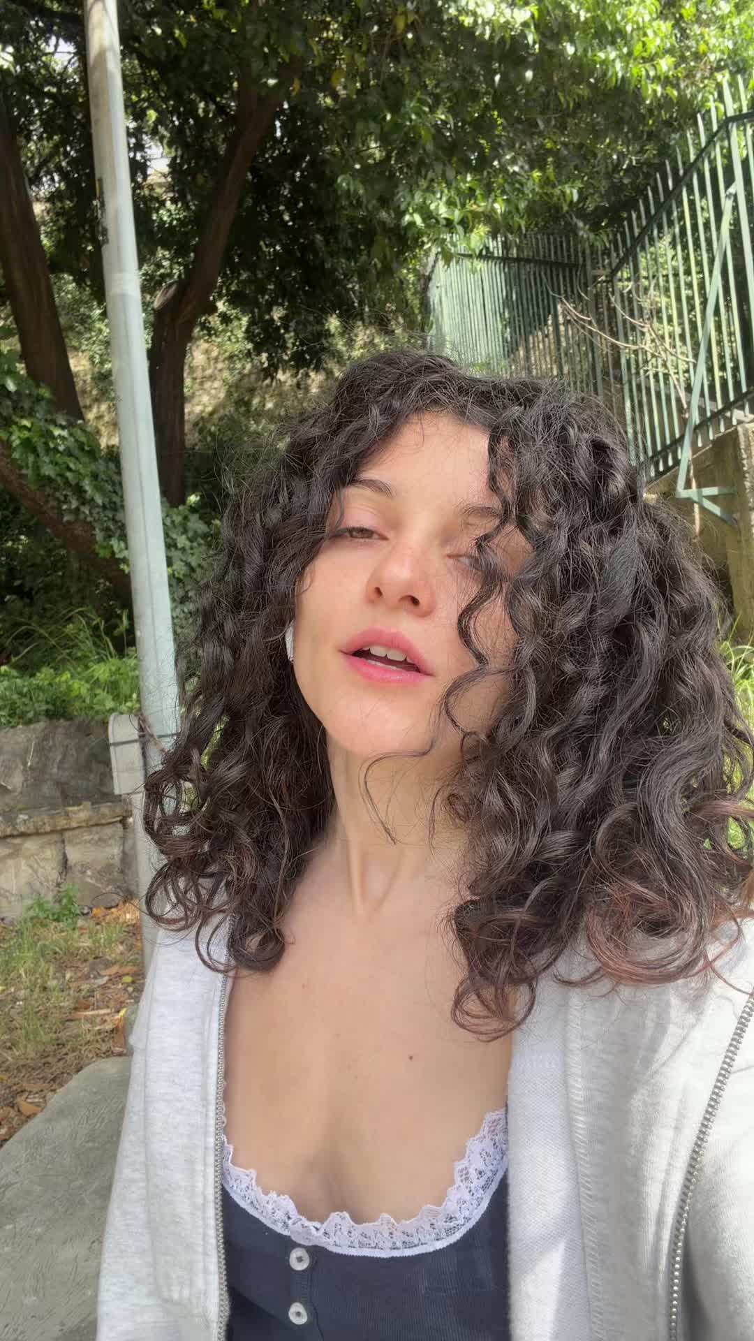 Claudia Surace (@surace.claudia) - Urlebird