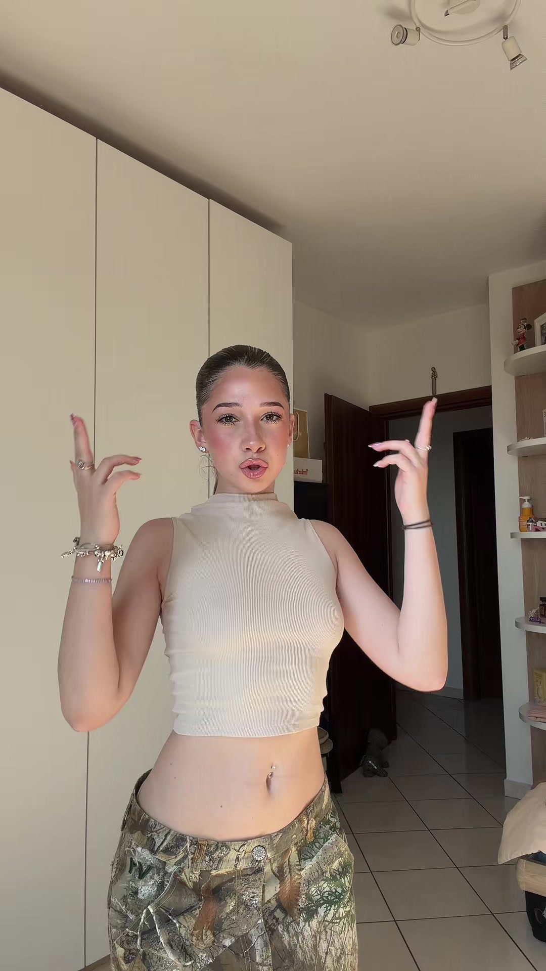 annafuentes (@anna.fuentess) - Urlebird