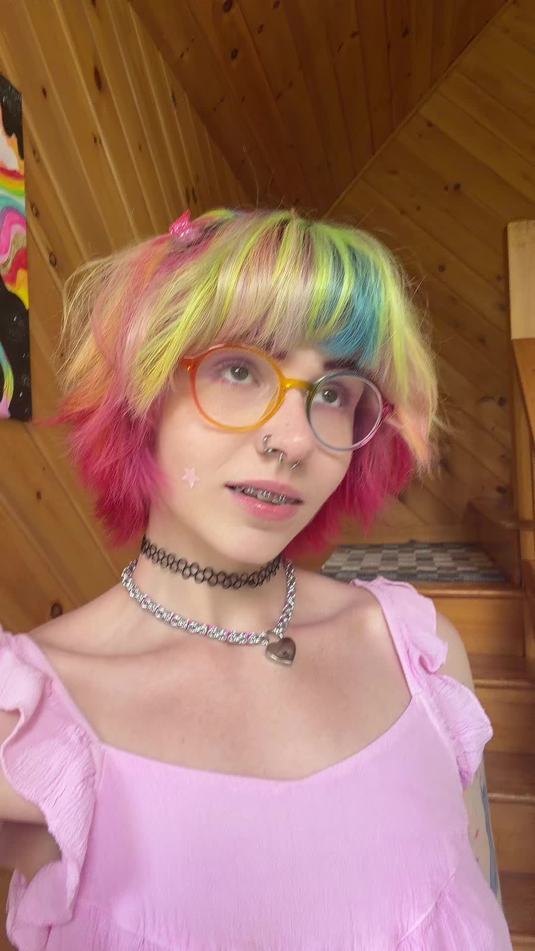 dolly (@dutifulxdolly) - Urlebird