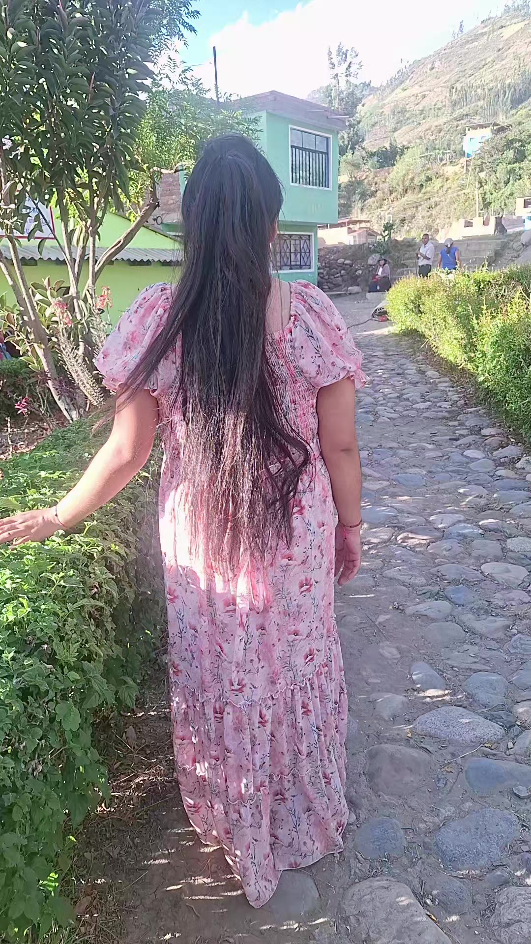 Naty Angeles (@natalyangeles19) - Urlebird