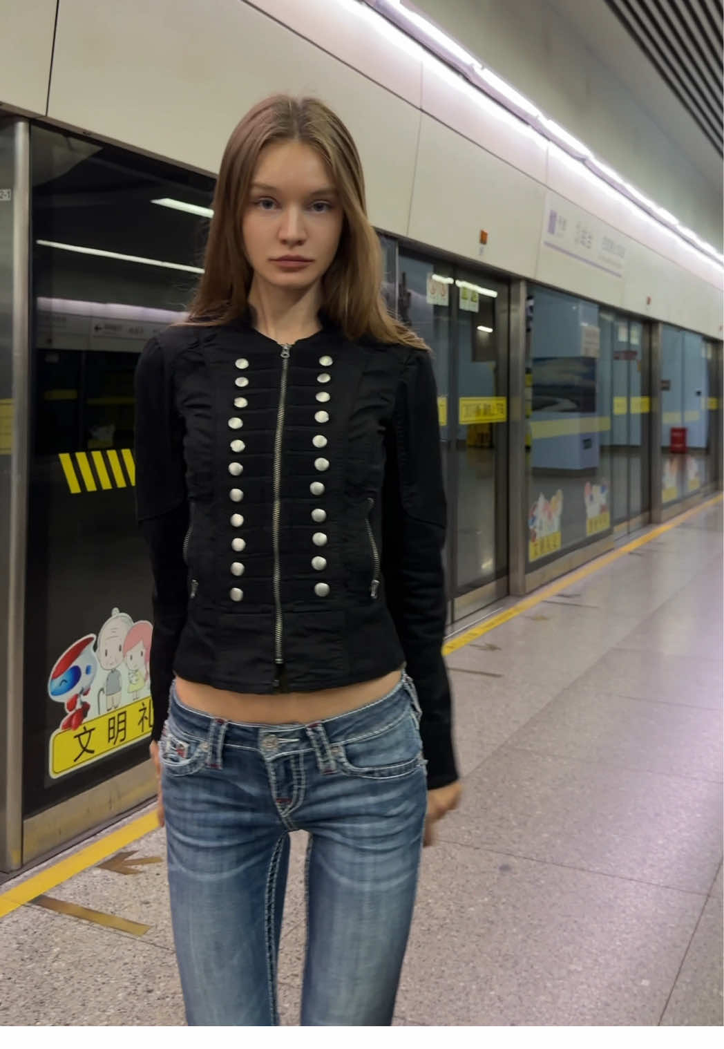 katya litlonn (@litlonn) - Urlebird
