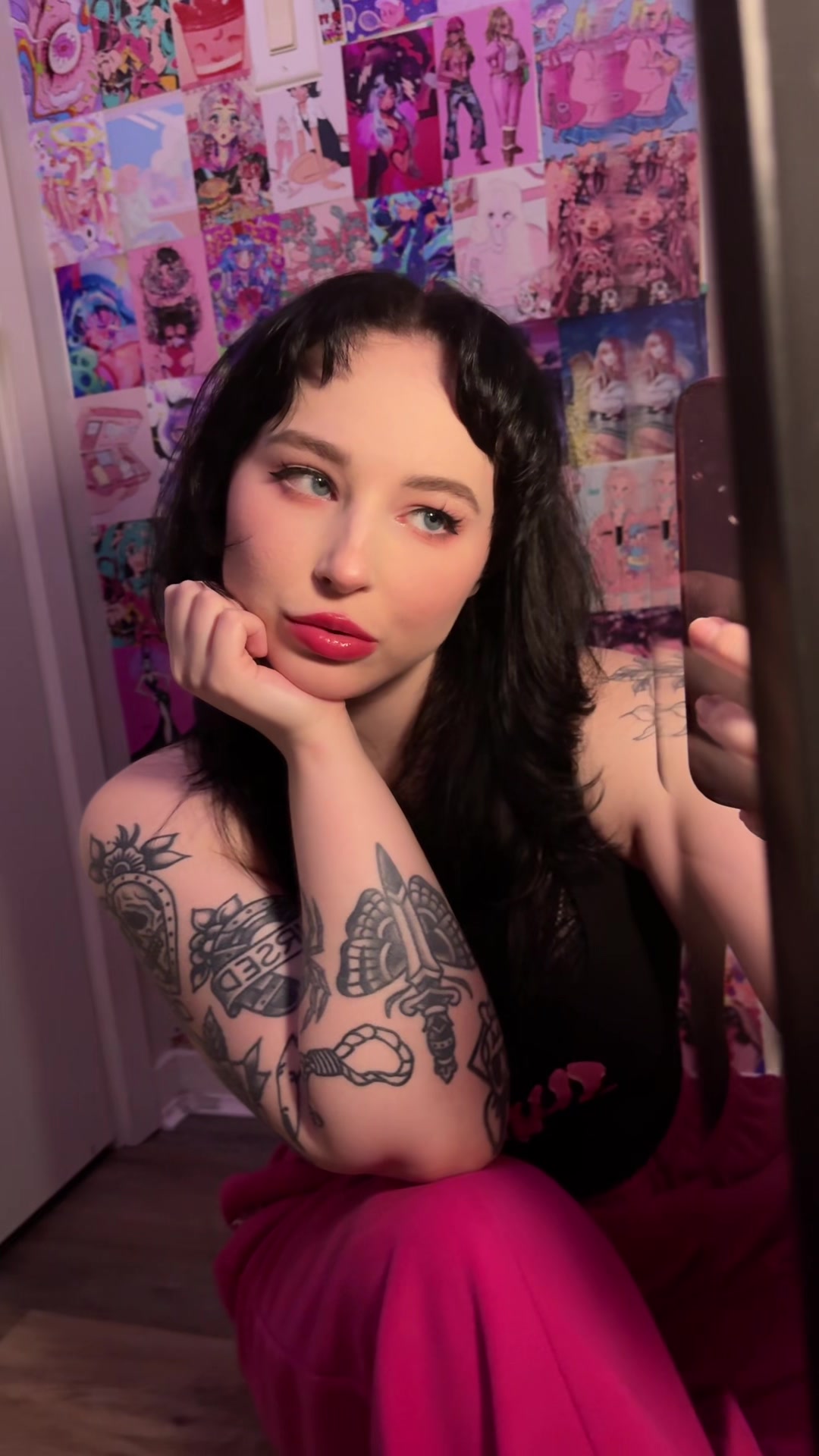 Benny 🍪 (@bennythebunnyx) - Urlebird