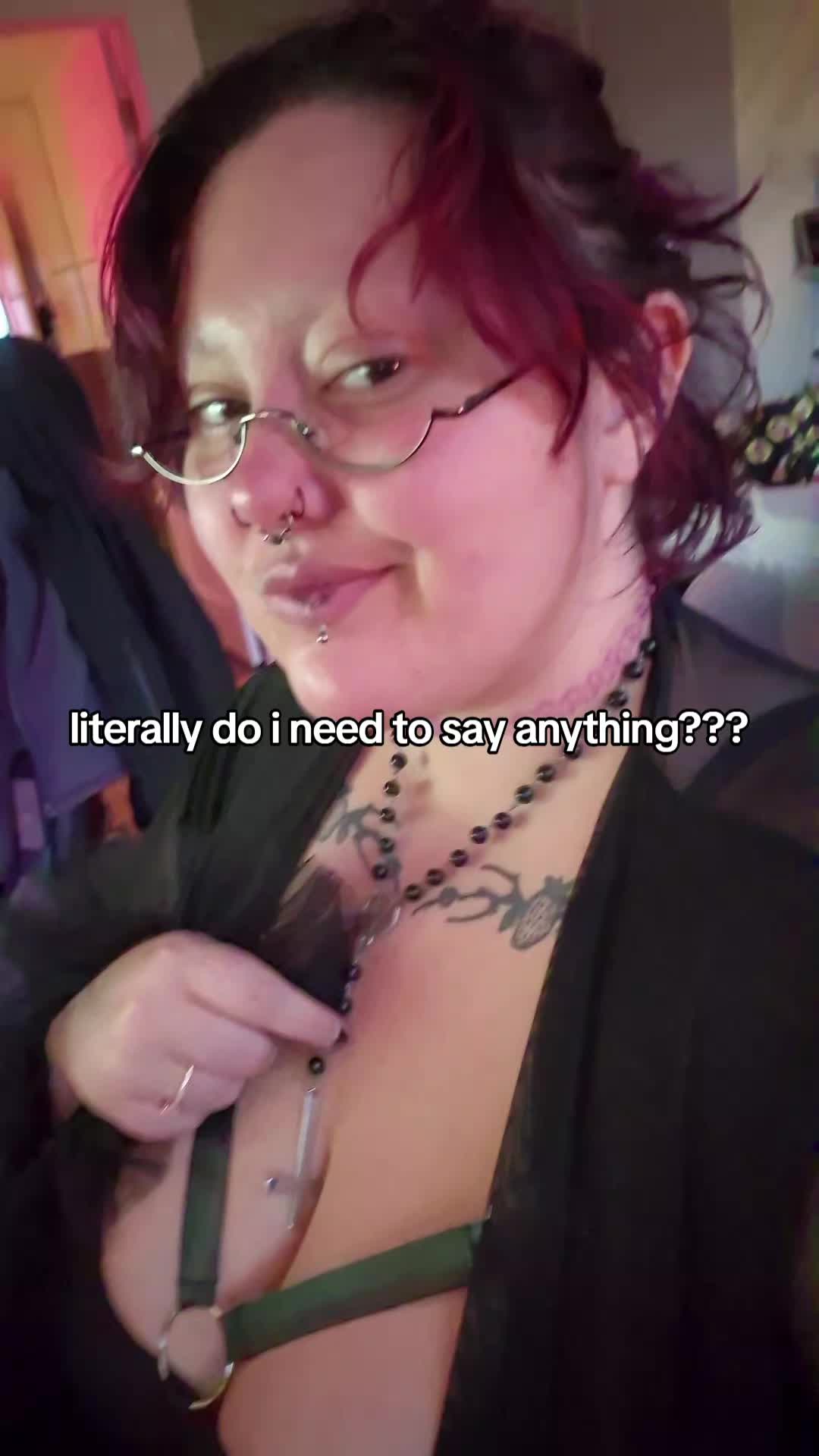 Goth Baby 🖤🦇 (@cutegothcrybaby) - Urlebird