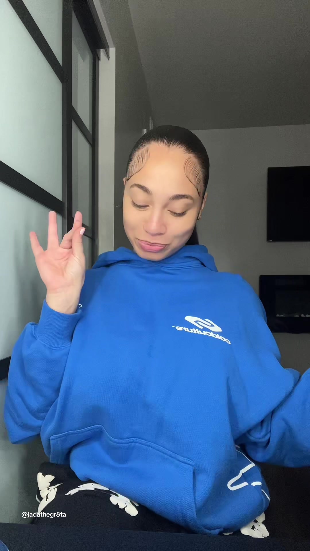 Jada Durroh (@jadathegr8ta) - Urlebird