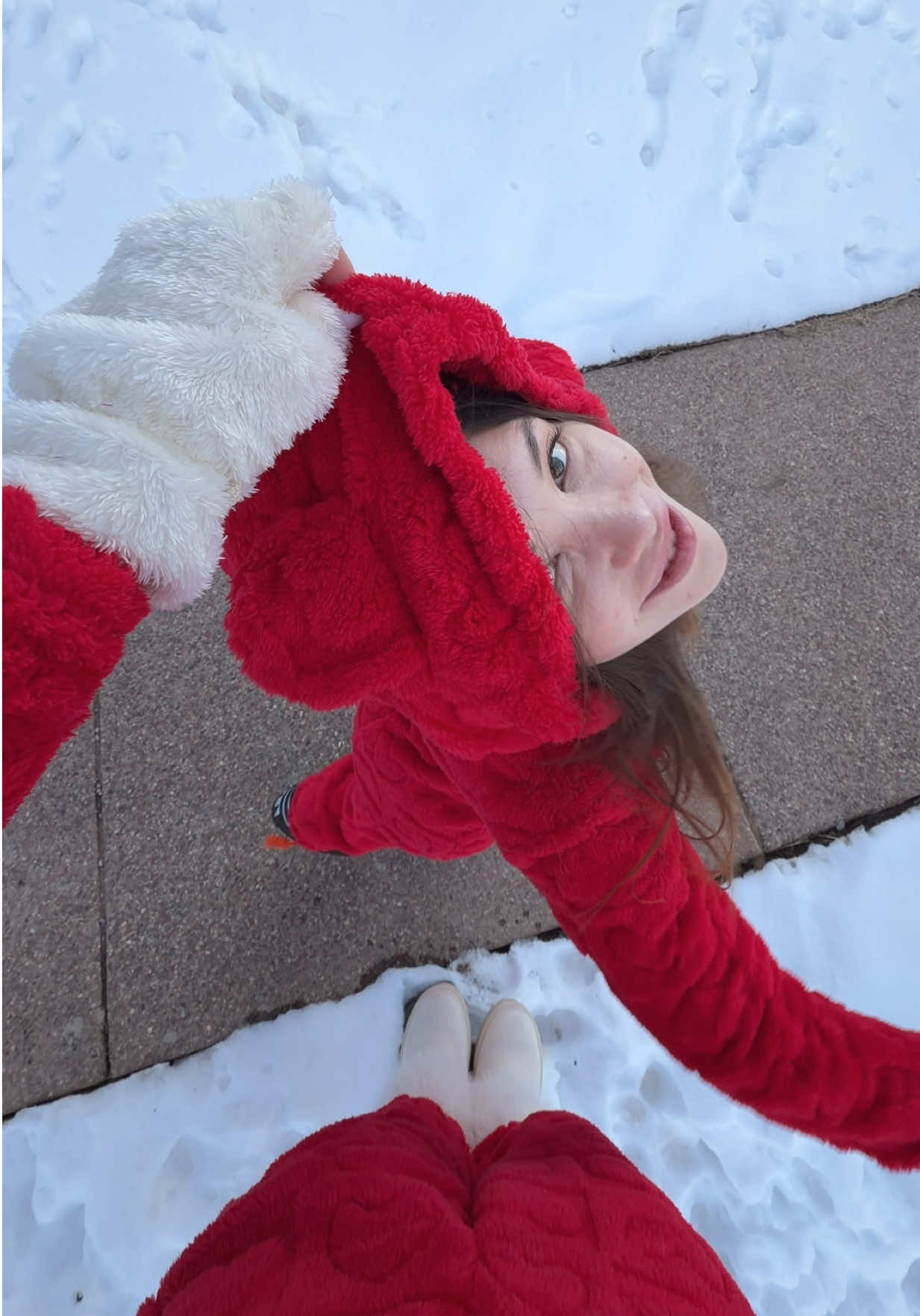 Evi 🌺 (@littlebirdevi) - Urlebird