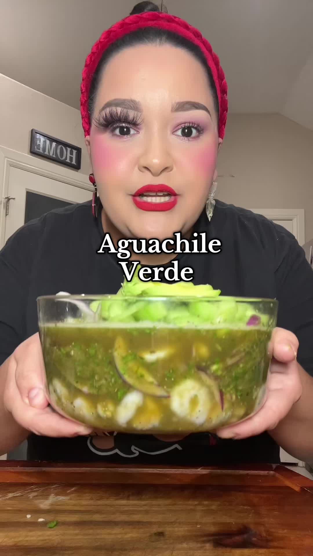 Annette Freckles (@annette_freckles) - Urlebird