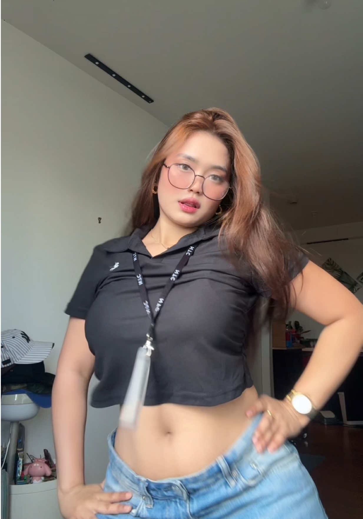 Ms.kitty (@ms.kittyyyy) - Urlebird