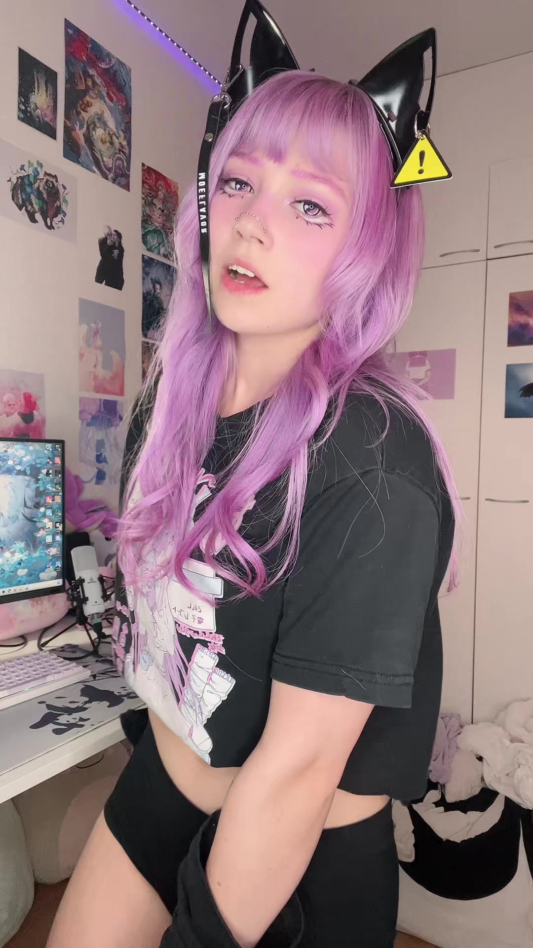 mooshyq (@mooshhq) - Urlebird