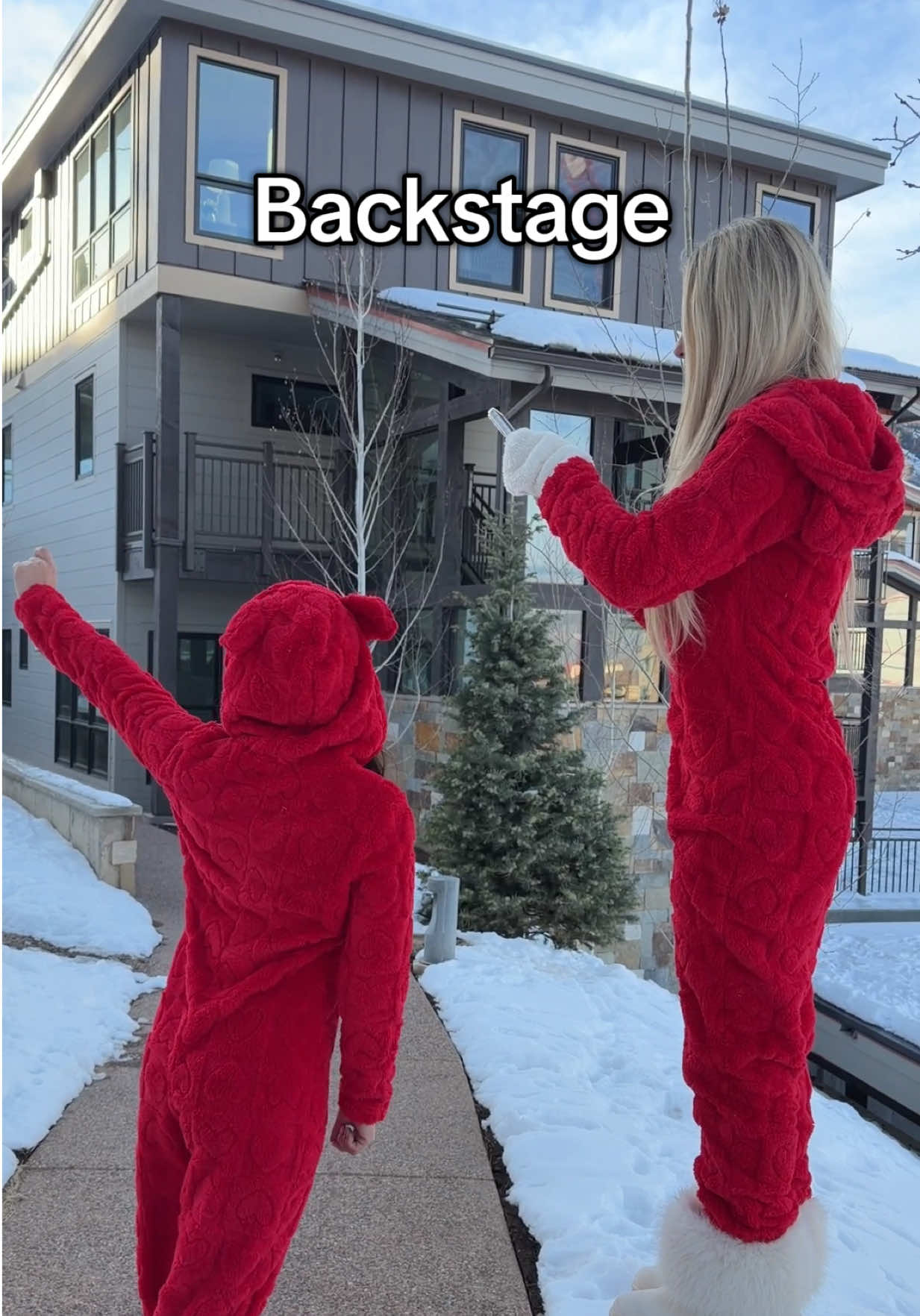 Evi 🌺 (@littlebirdevi) - Urlebird