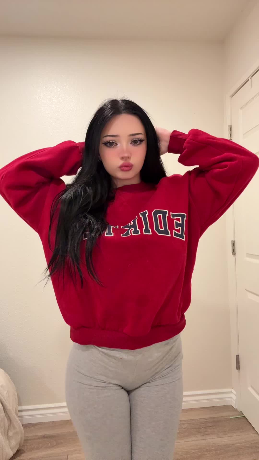 Lily Lilyilyb Urlebird