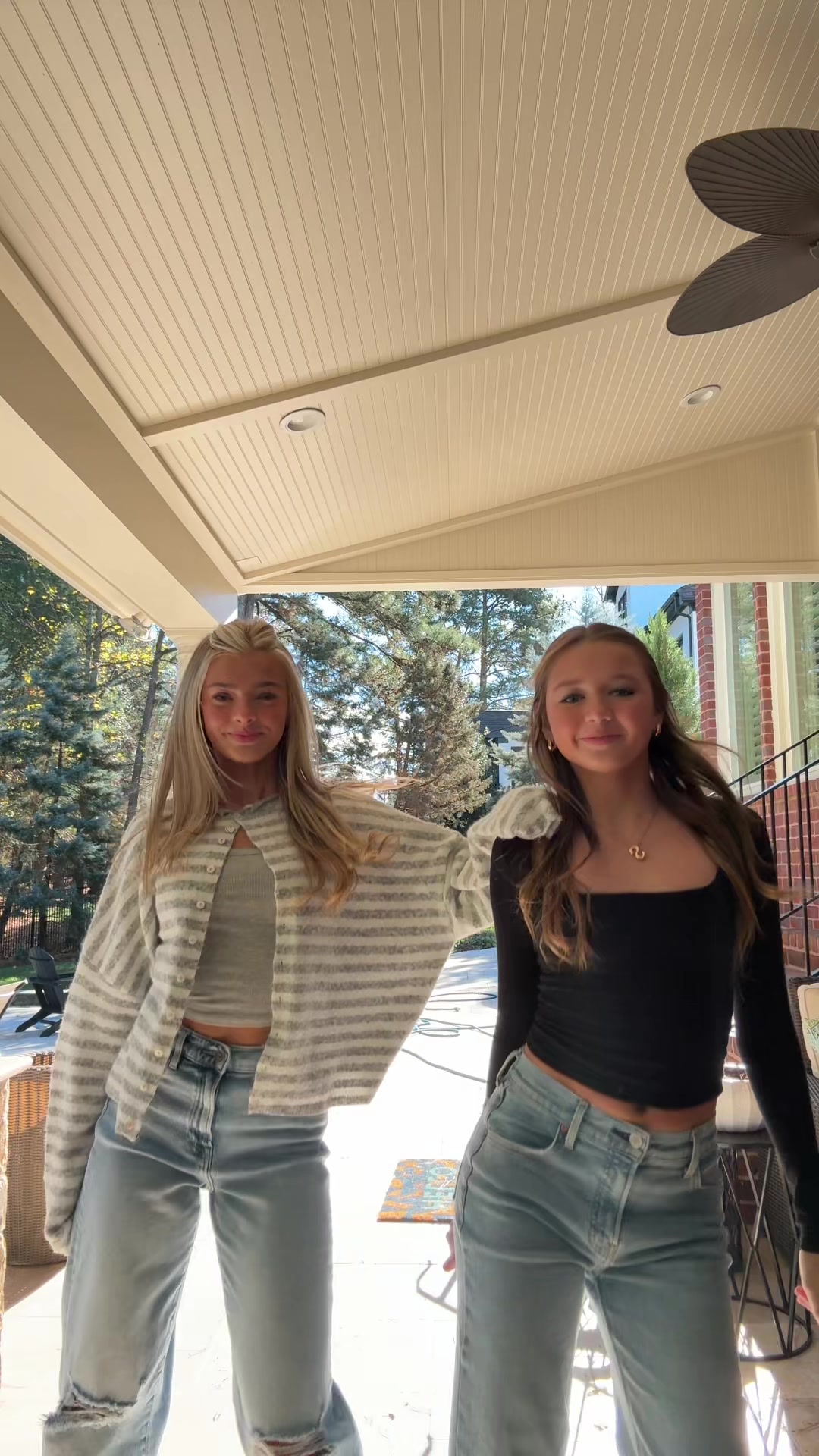 Sydney Raniszeski (@sydneyraniszeski) - Urlebird