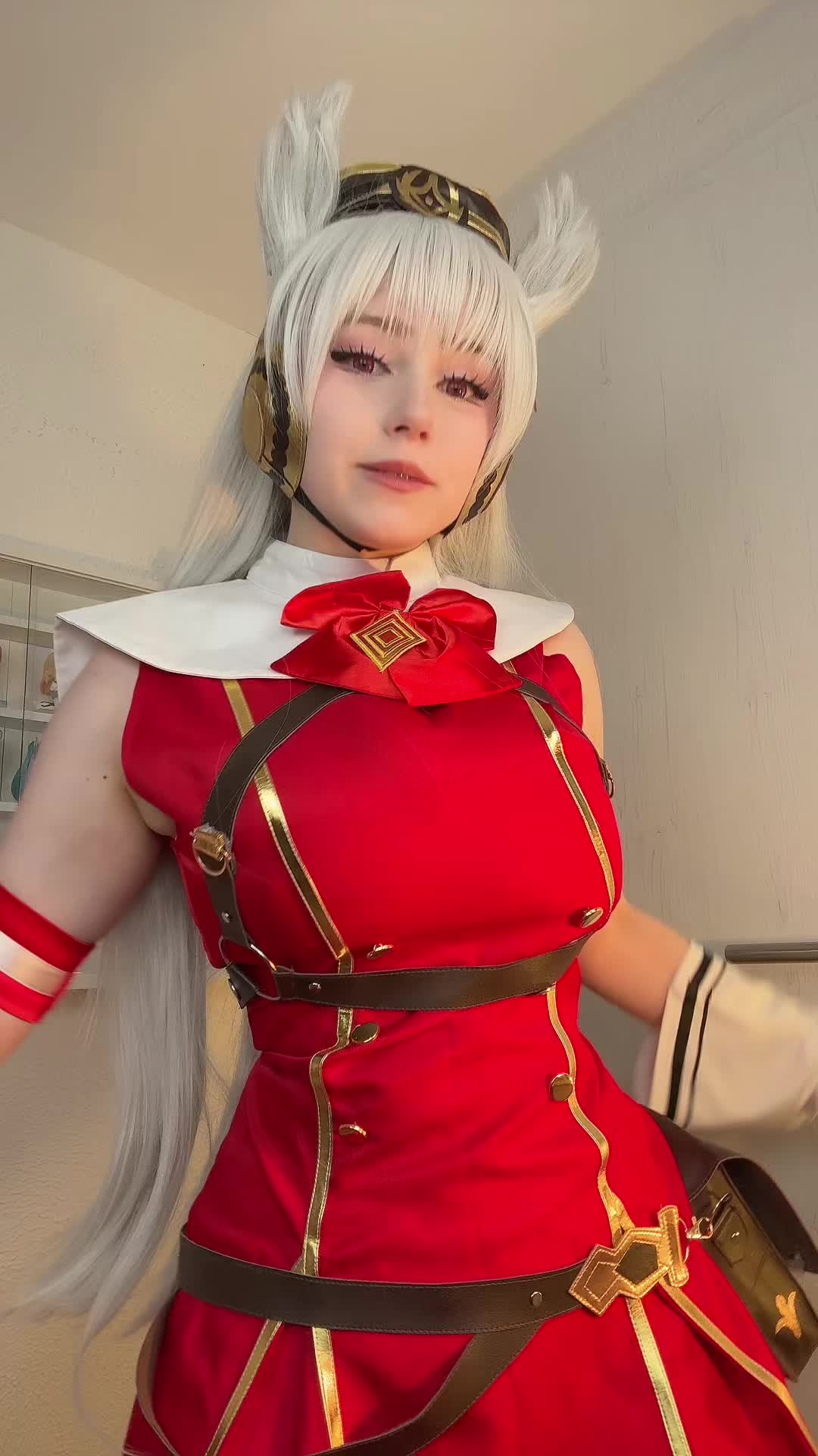 twitch.tv/upminaa (@upminaa.cos) - Urlebird