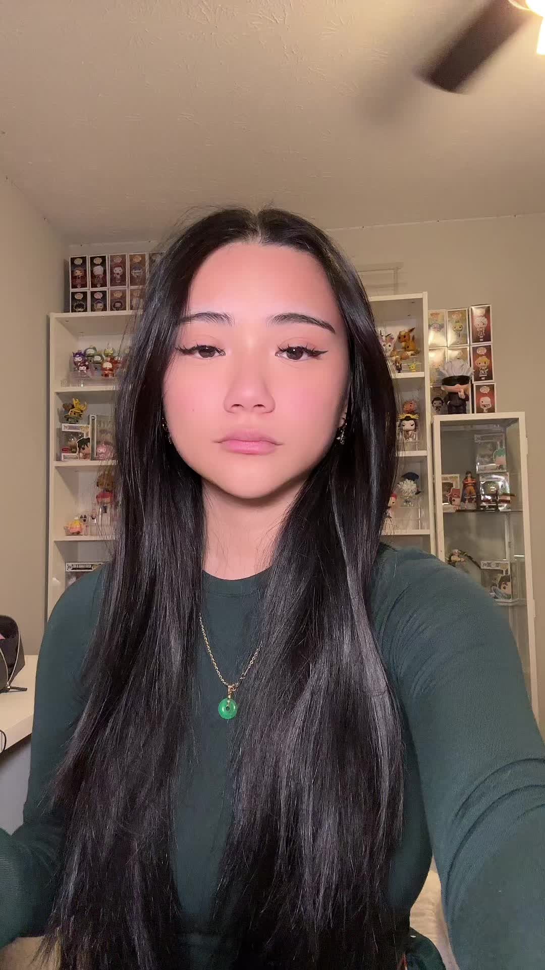 Joyy.mei (@joyy.mei) - Urlebird