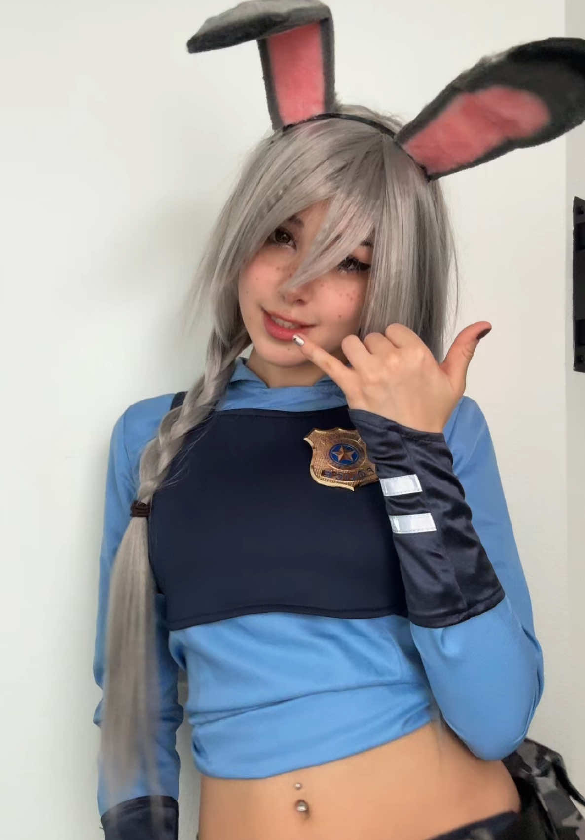 vivi (@vivimommyyy) - Urlebird