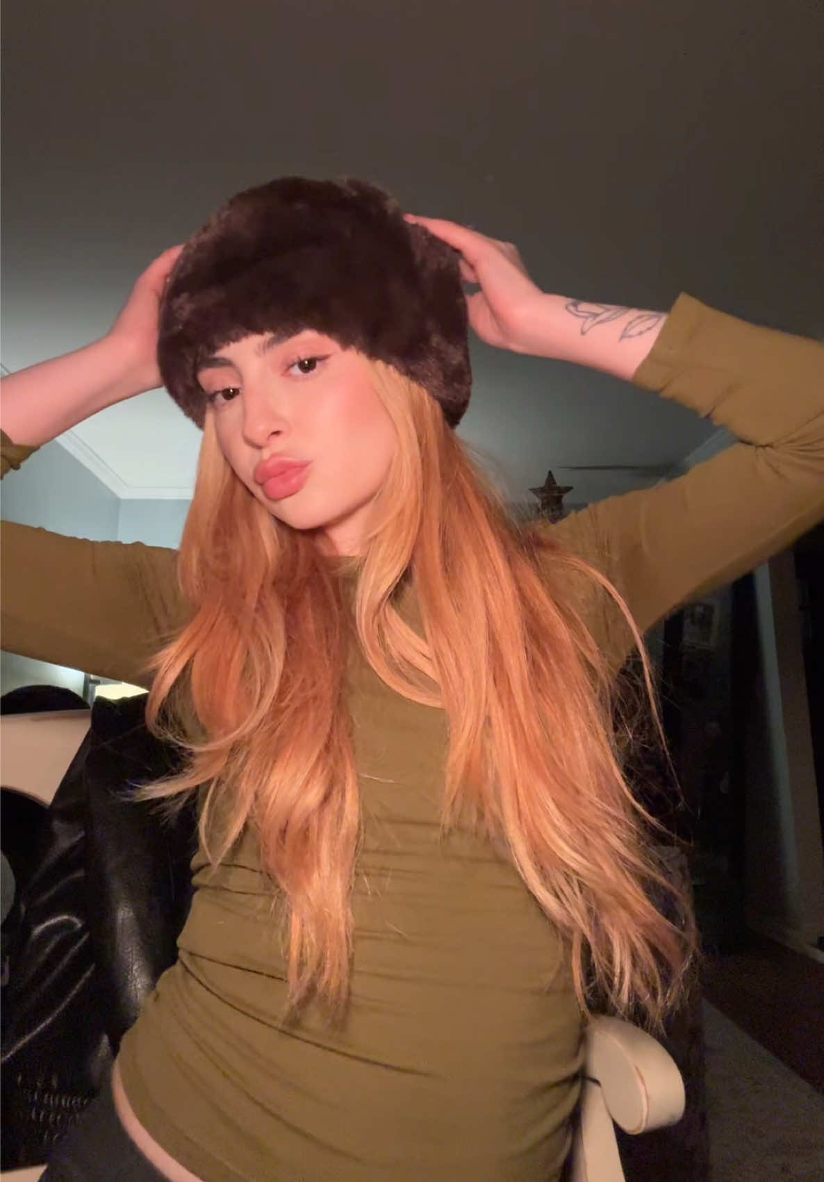 julietsummer (@julietsummer) - Urlebird