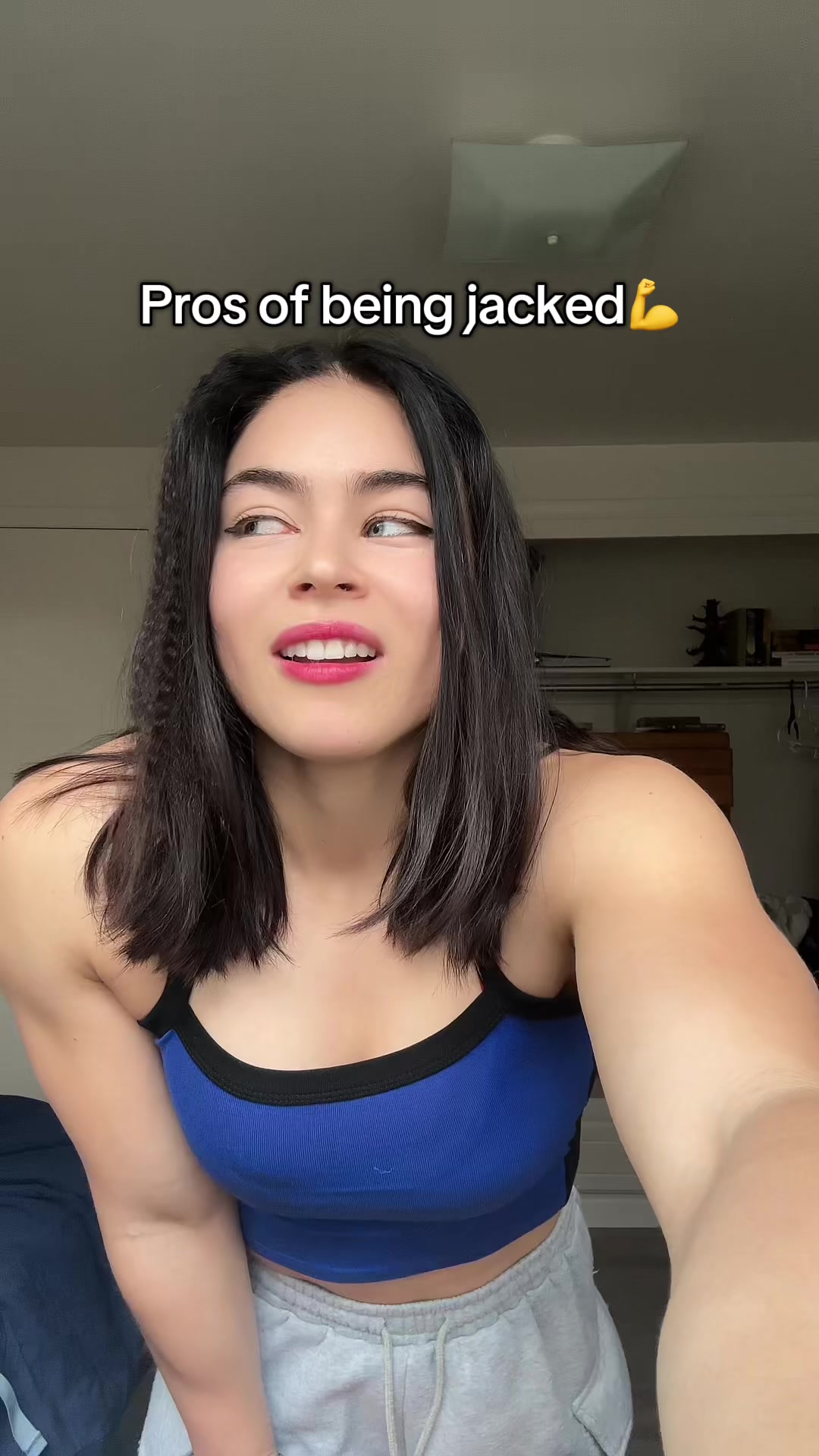 Lizzi Reynoso (@lizzi.reynoso) - Urlebird